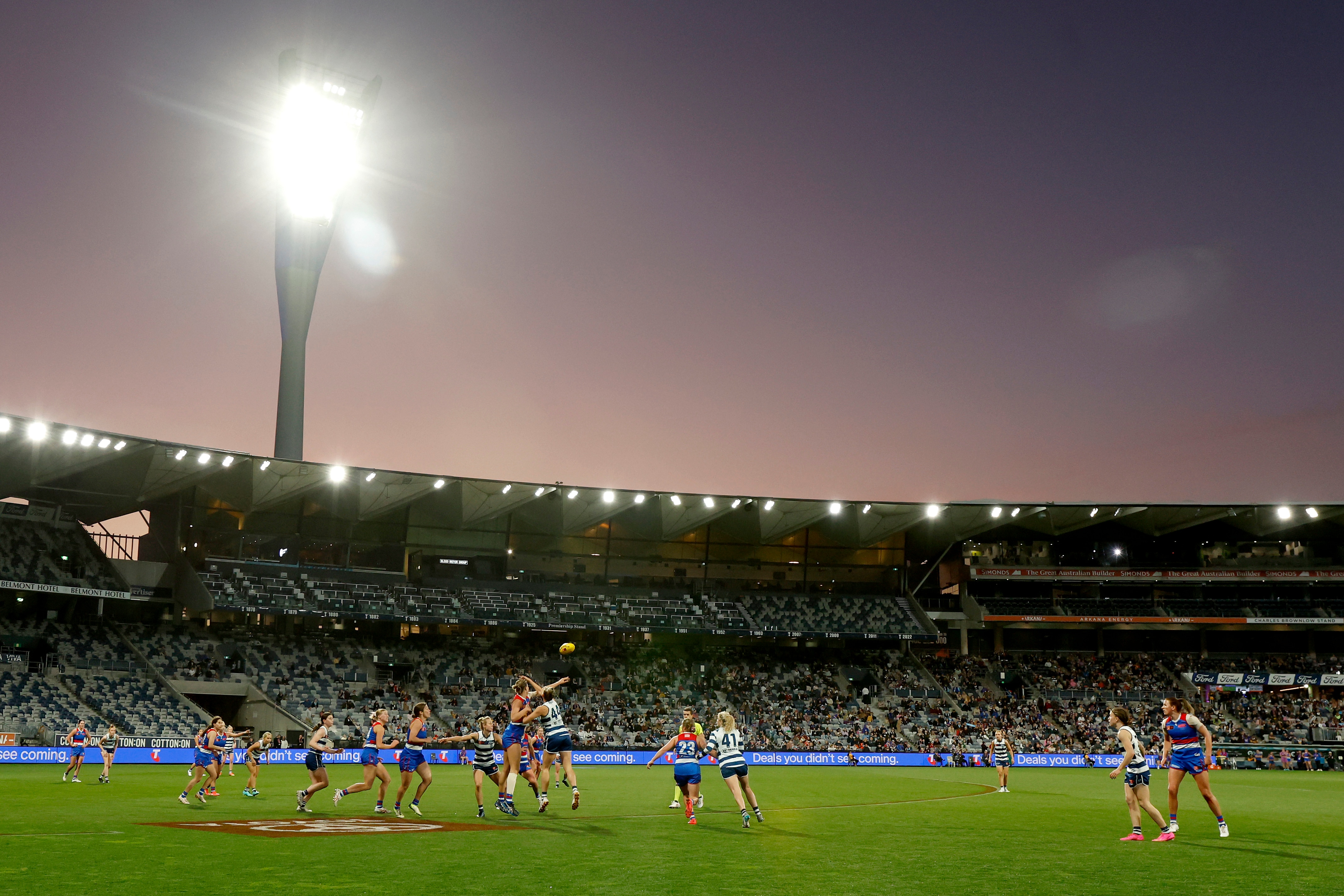By the numbers: How each club adapted to new interchange rules in R1