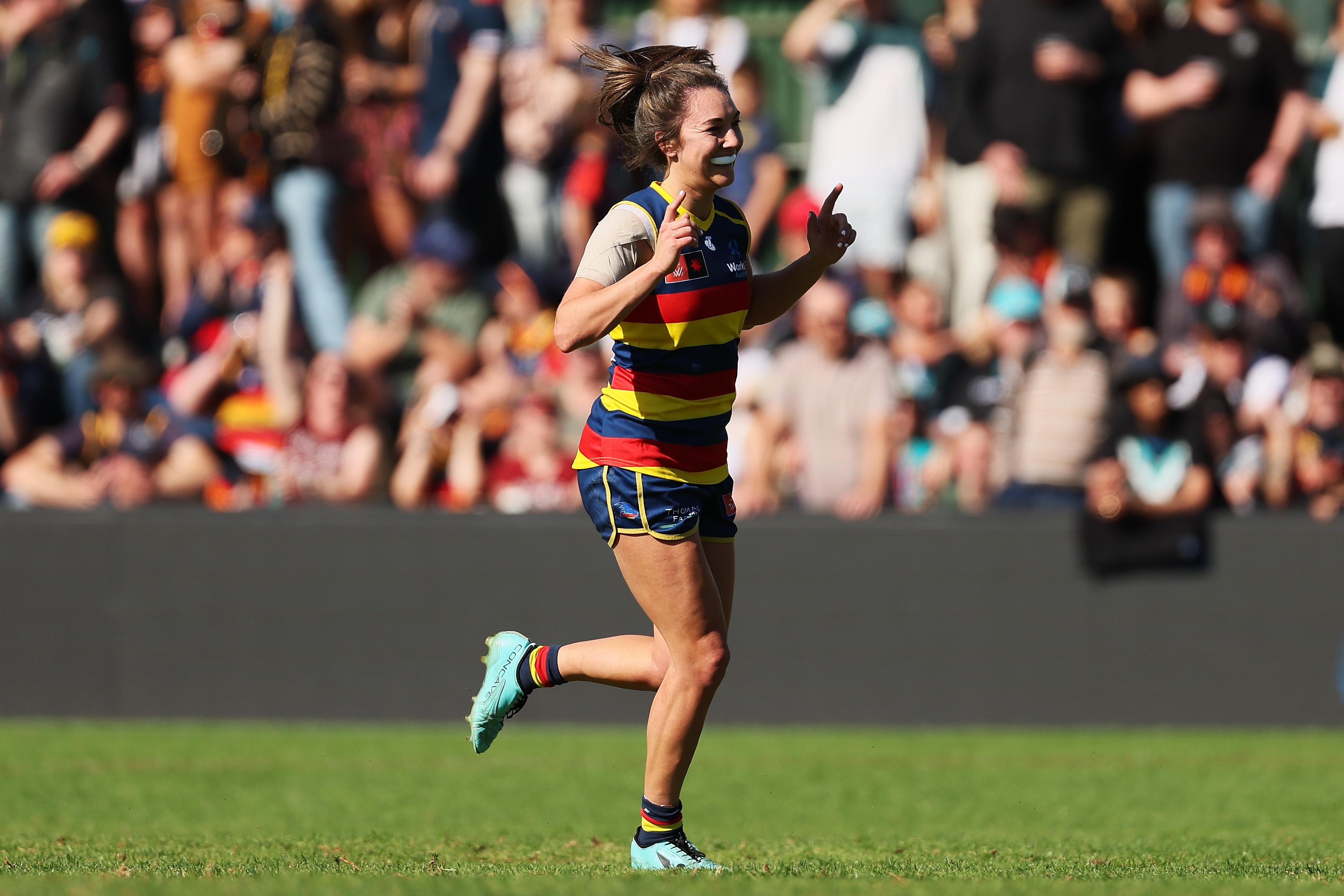 Form to Crow about: Surgery, new role help Kelly reach another level