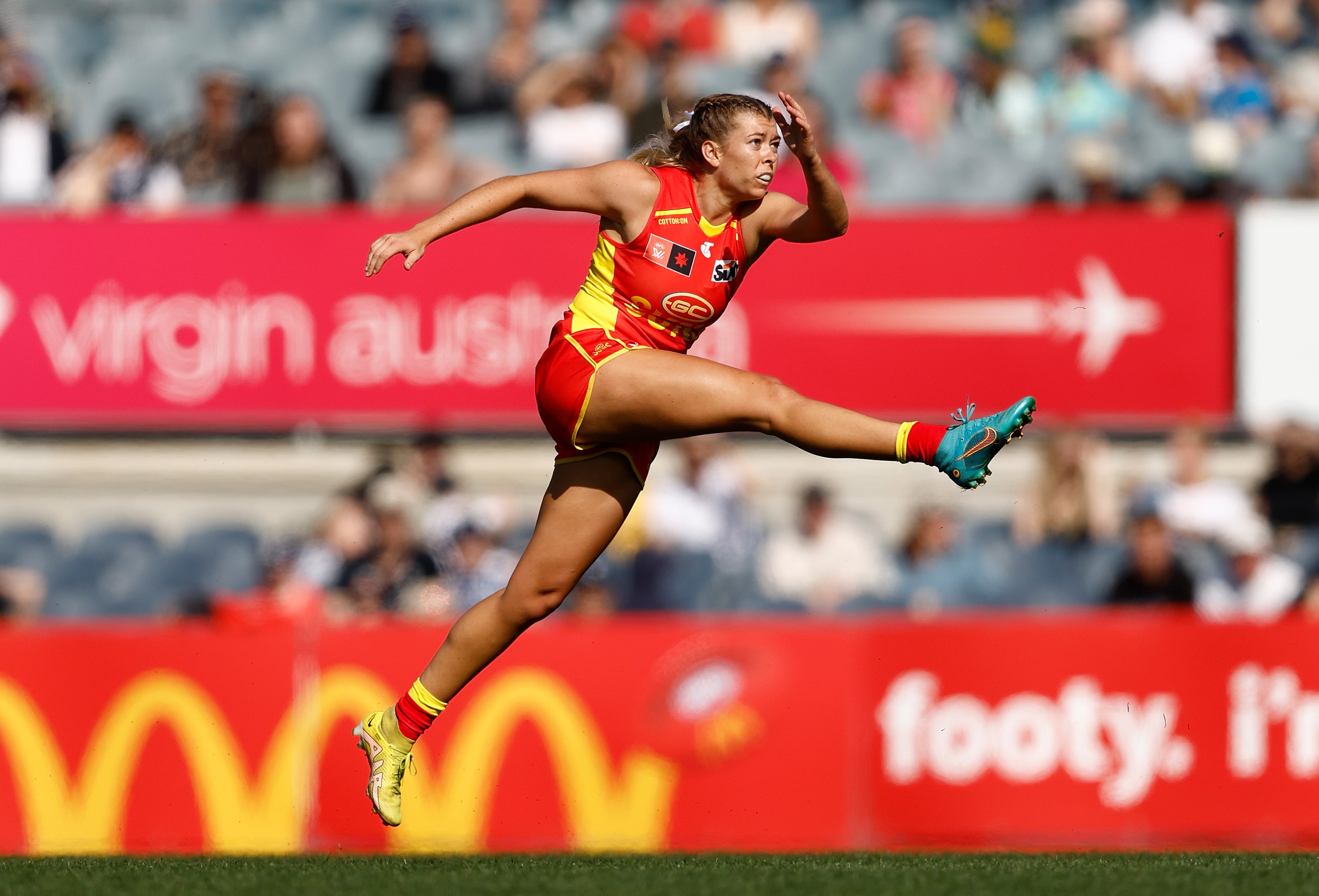 Gun Sun's season over after tearing ACL at training