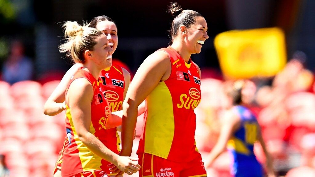 Dupuy wreaks havoc with two sizzling finishes