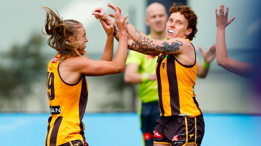 Hawks fire early through Lucas-Rodd