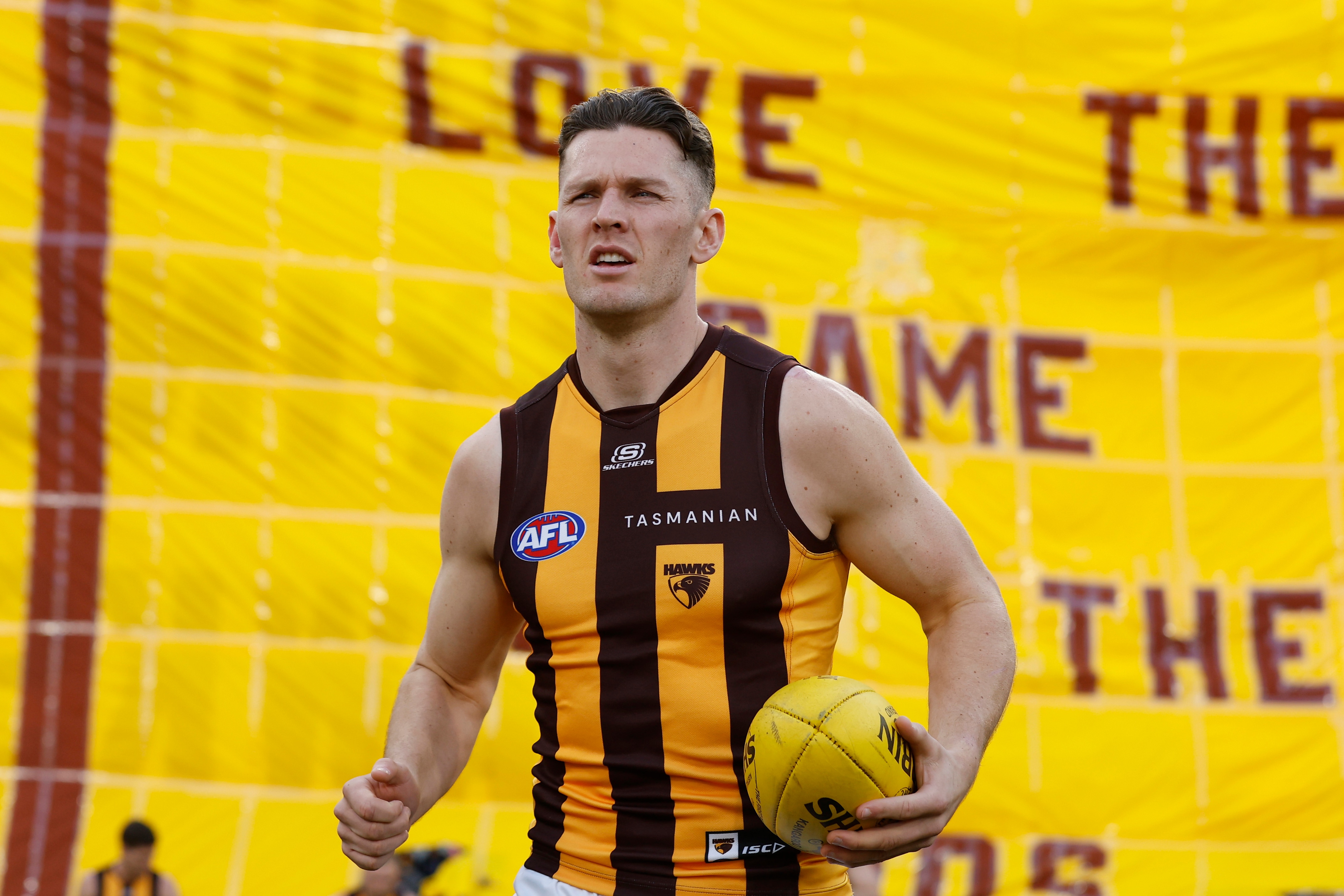 Forward requests trade as Hawks target Suns tall