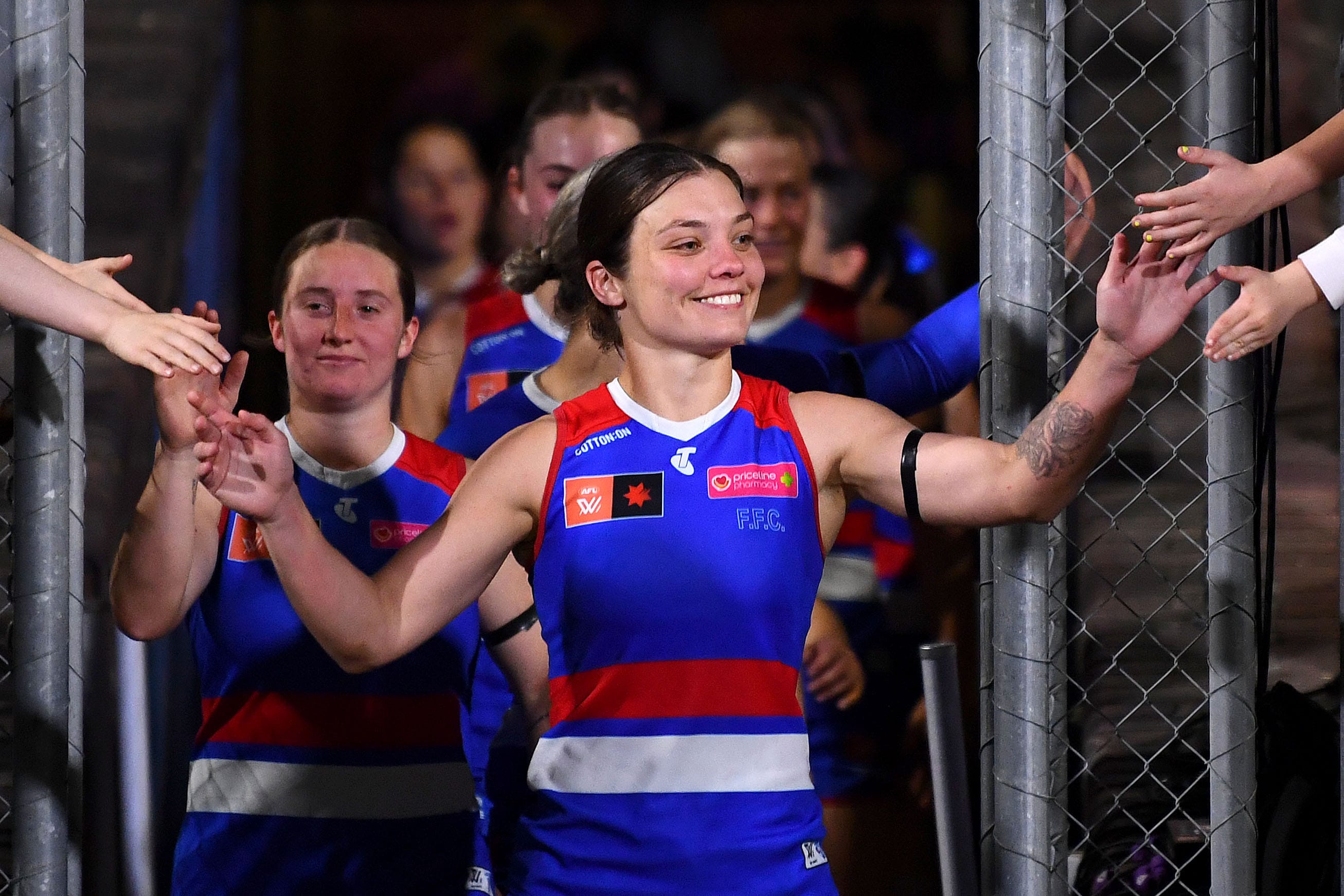 Dogs lock in superstar skipper on new long-term deal