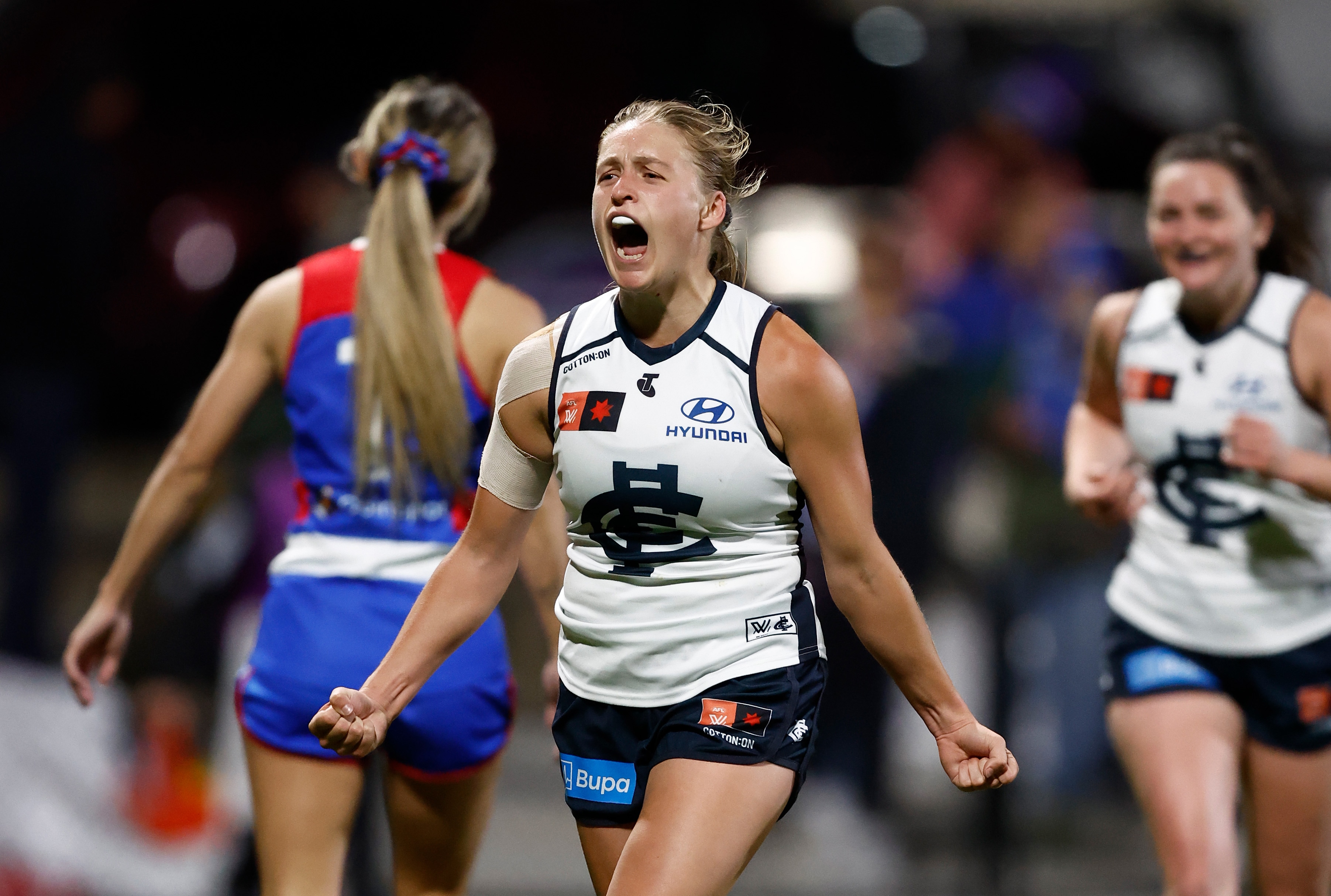 Blues prove too good as struggling Dogs slump to 0-6