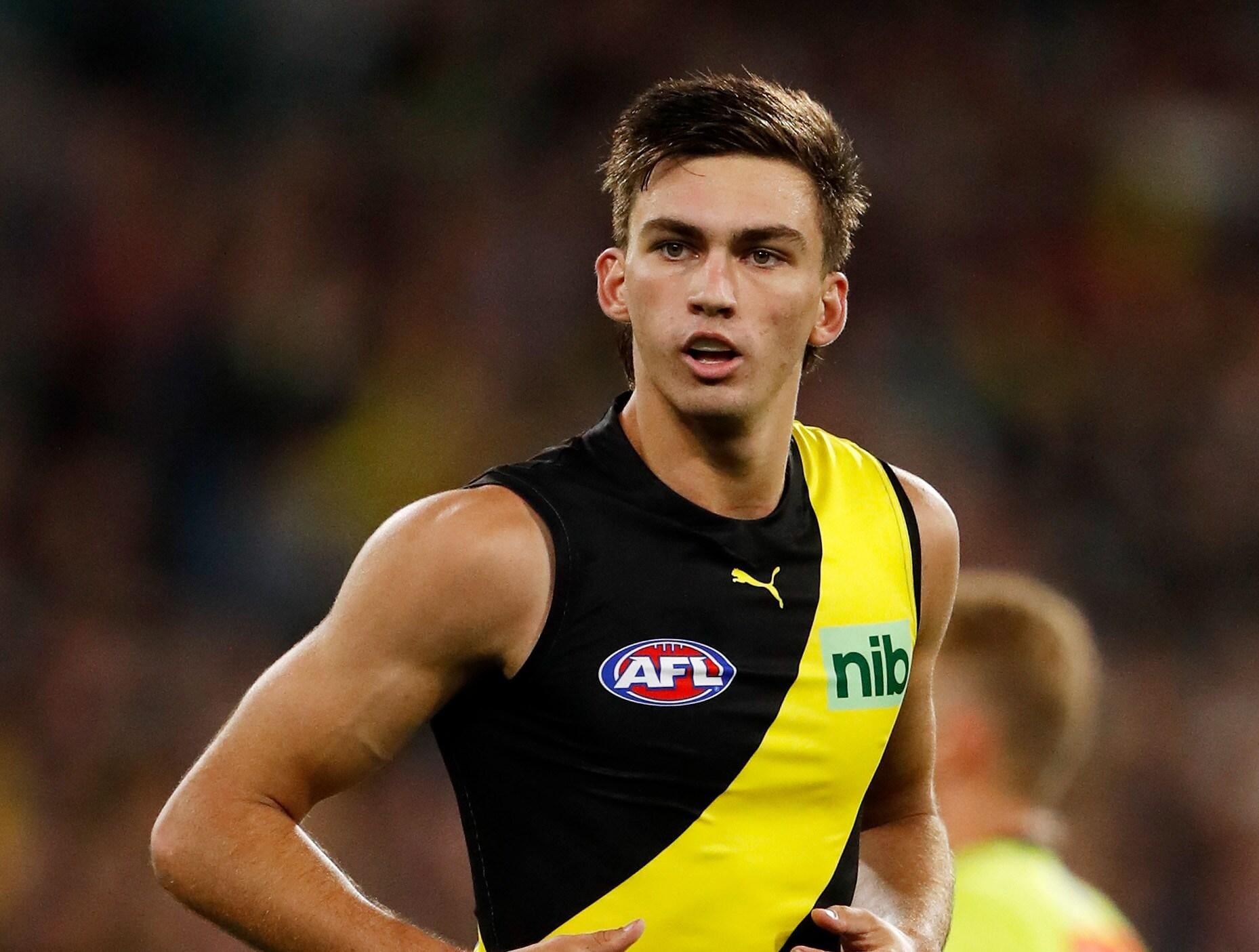 Young Tiger to seek help overseas for nightmare injury