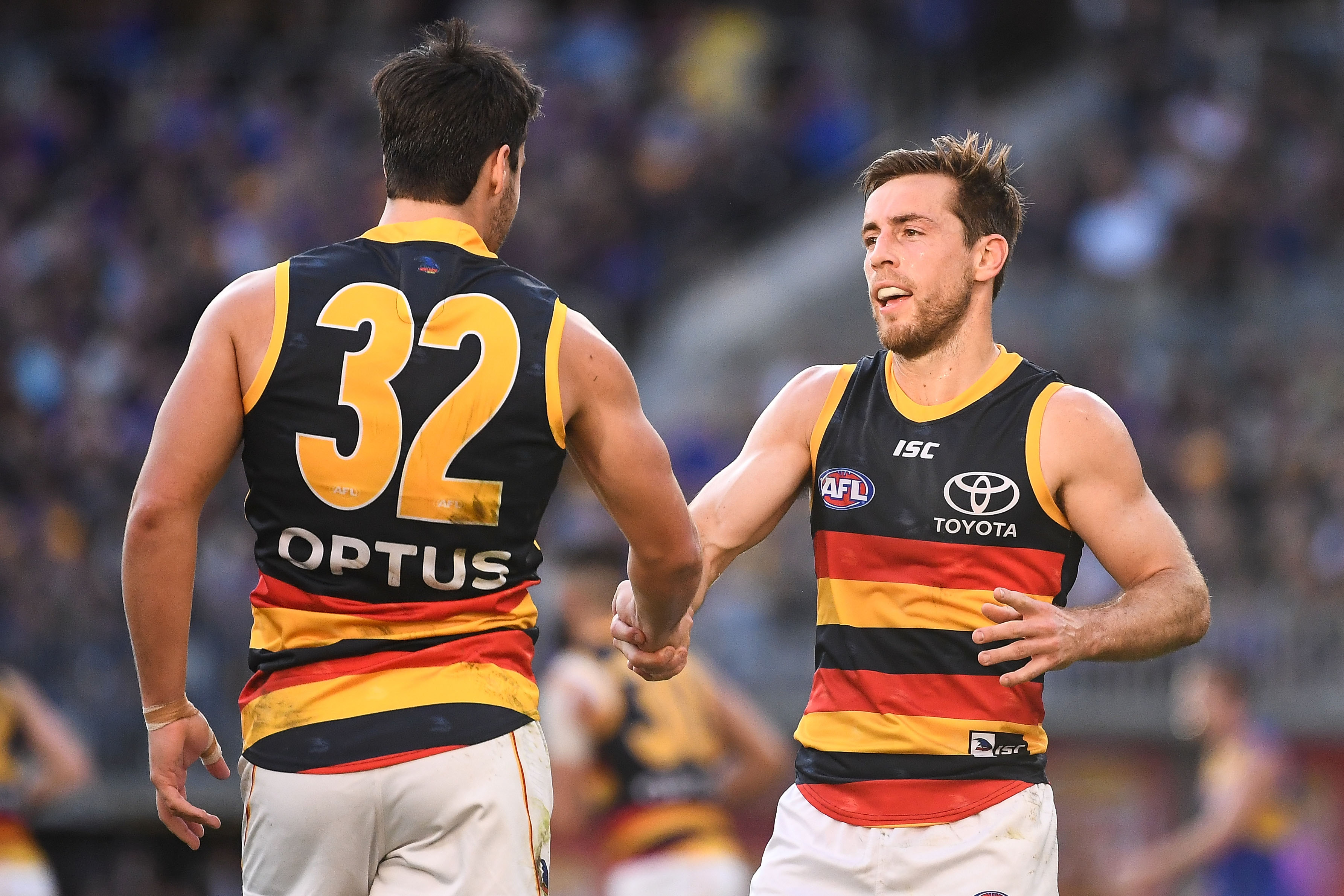 Ex-Crow joins Suns' coaching panel under Hardwick