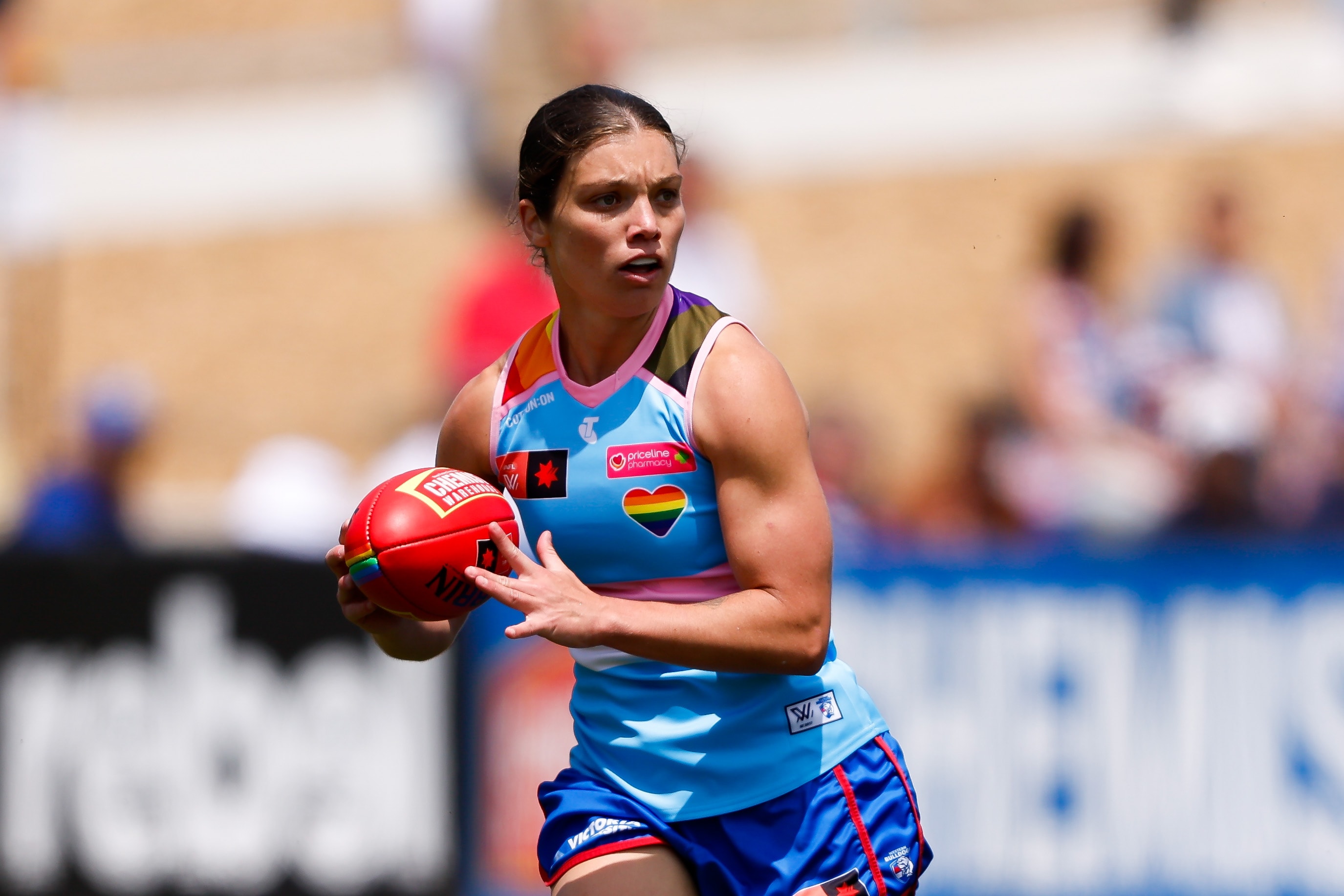Around the state leagues: Ellie boots a bag, Pies stars shine