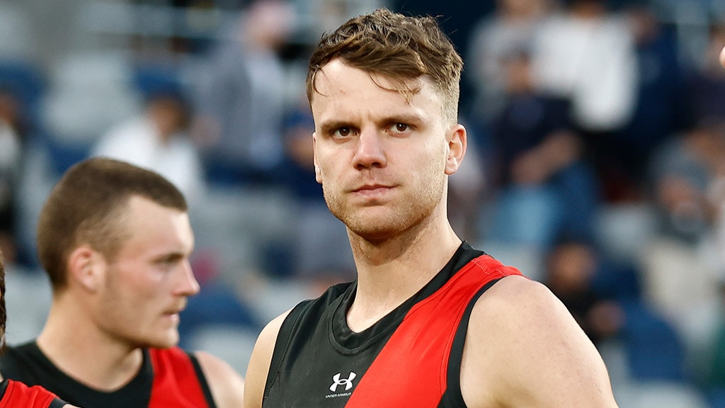 Scans confirm severity of key Bombers defender's quad injury