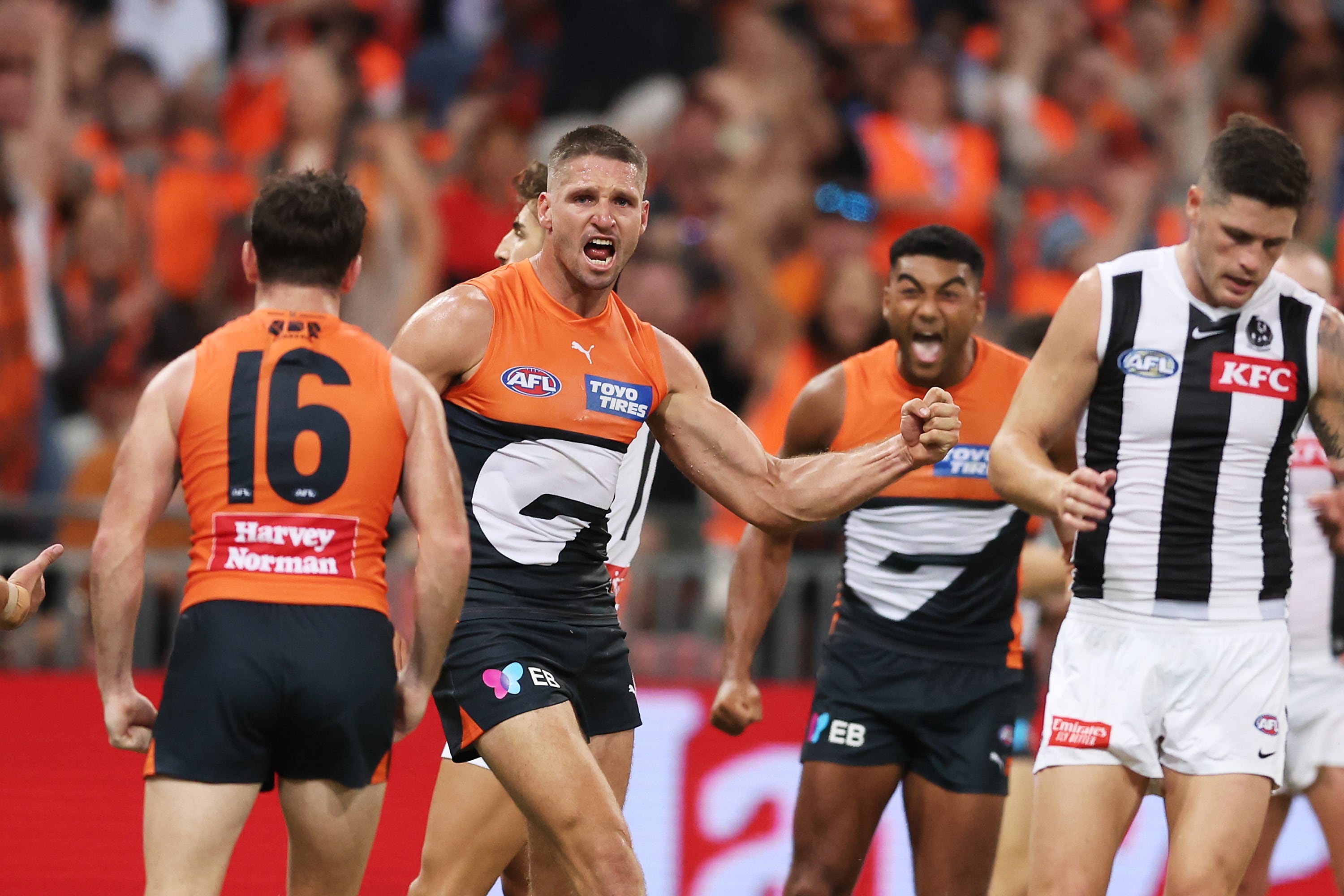 Giants shake off prelim heartbreak in stunner over Pies