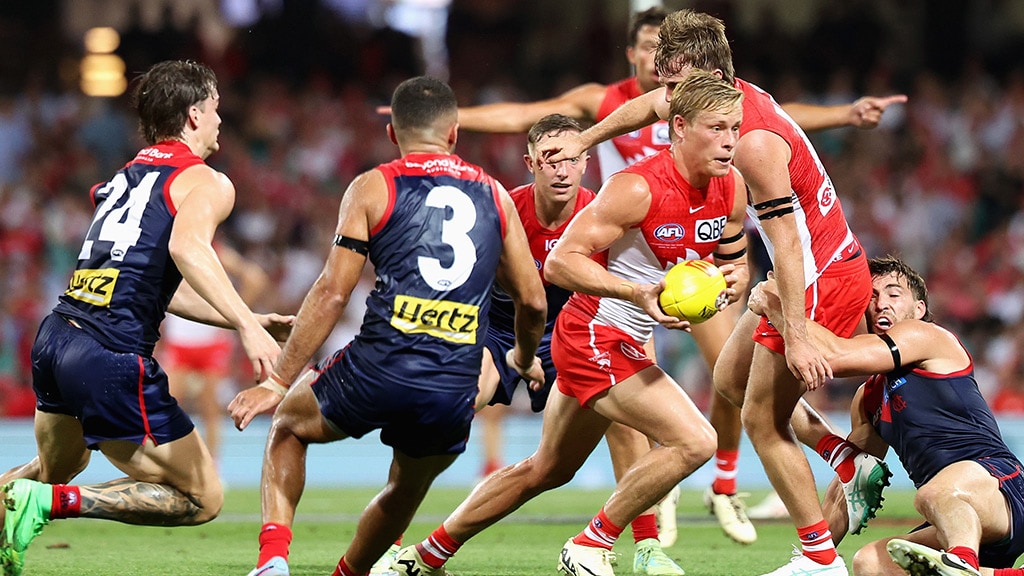 The Heeney conundrum: 'Explosive' Swan adds to midfield squeeze