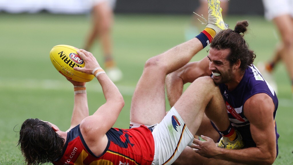 Pearce and Ryan shut the door in rock-solid defence