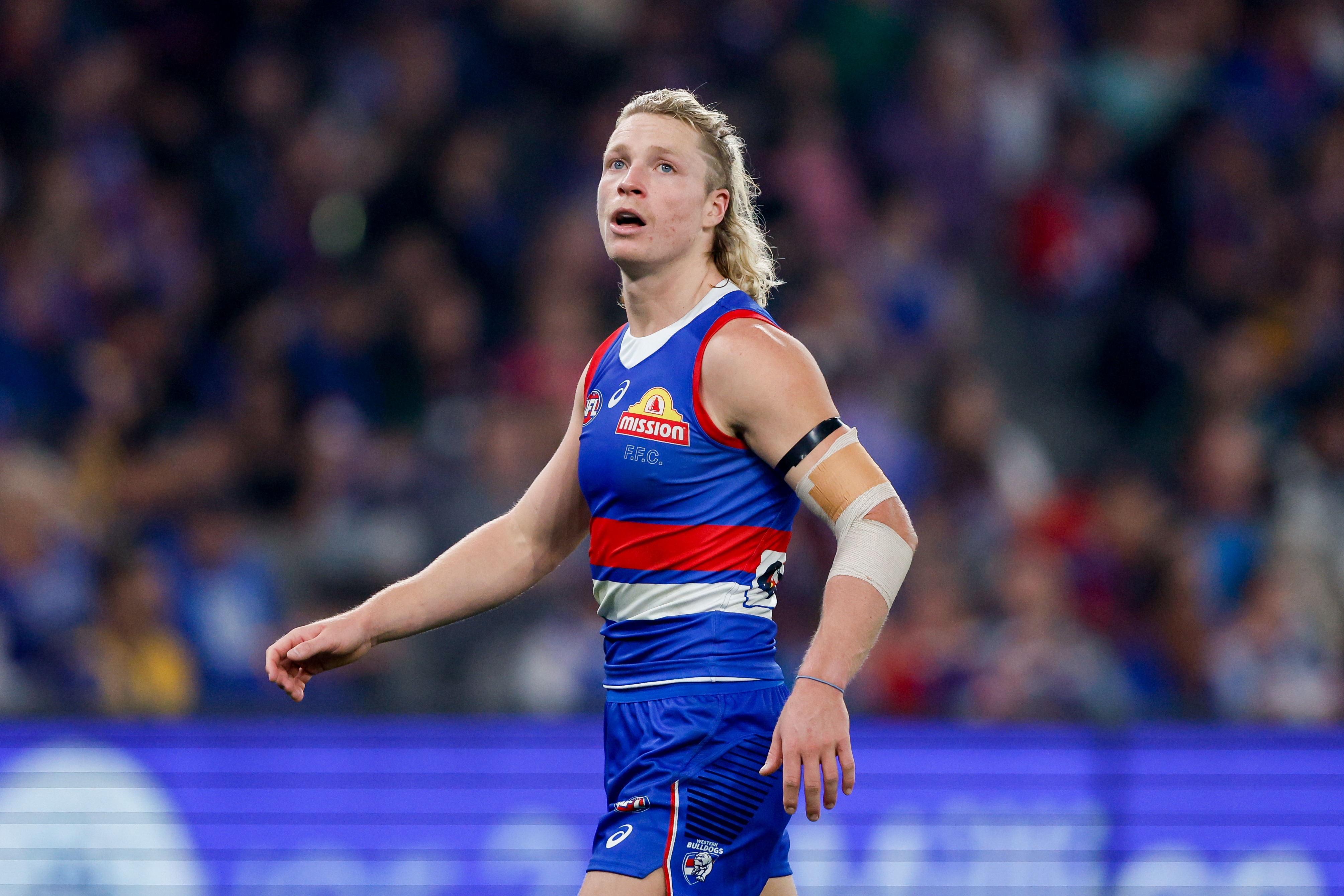 Beveridge backs Weightman defence, hopeful over forward's injury