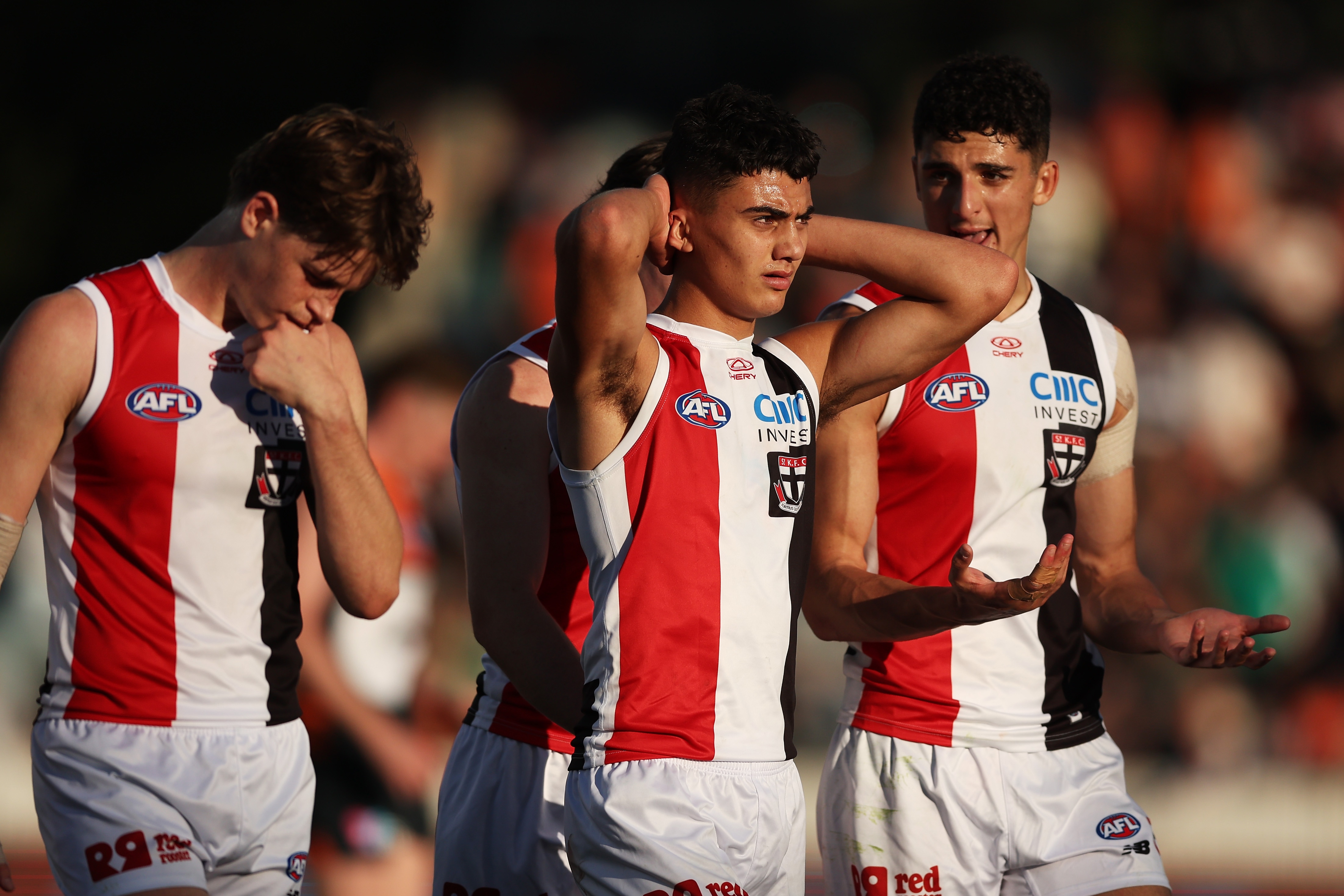 R6 preview: Saints, Dogs out to silence doubters in monster clash