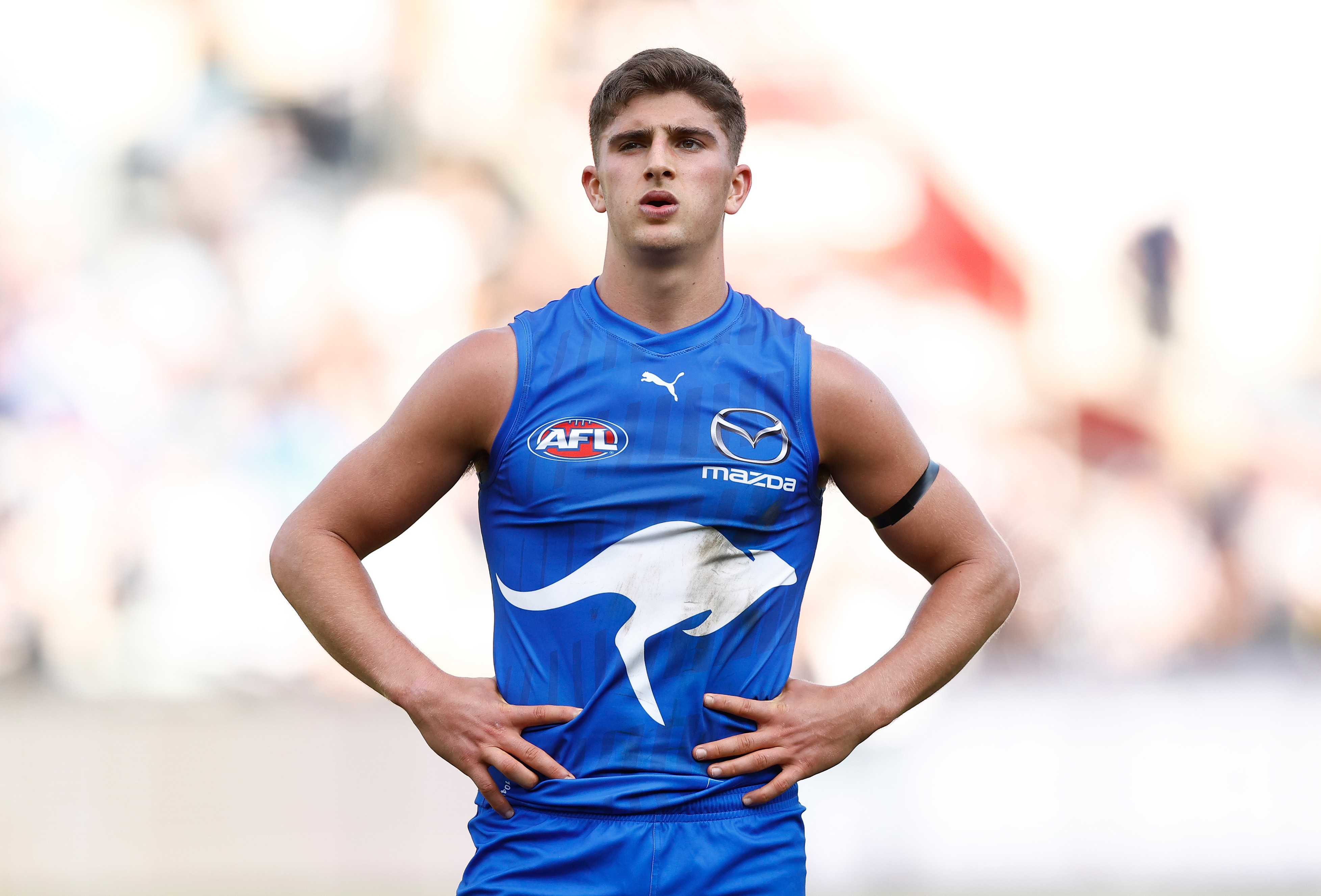 Roos make call on Rising Star winner, midfield bull to return