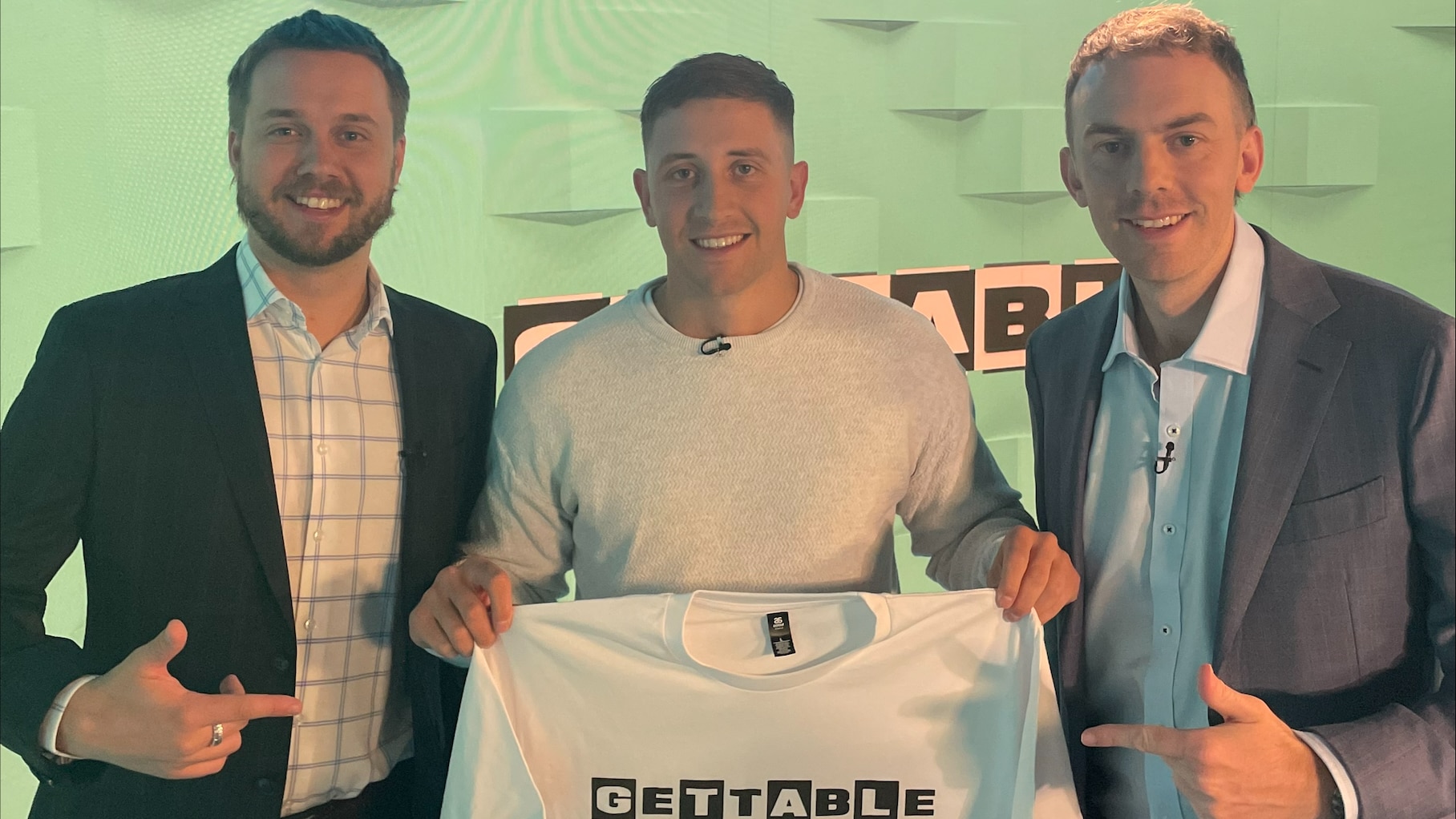 LISTEN TO GETTABLE: Latest on Cats defender, Roos gun and Bomber