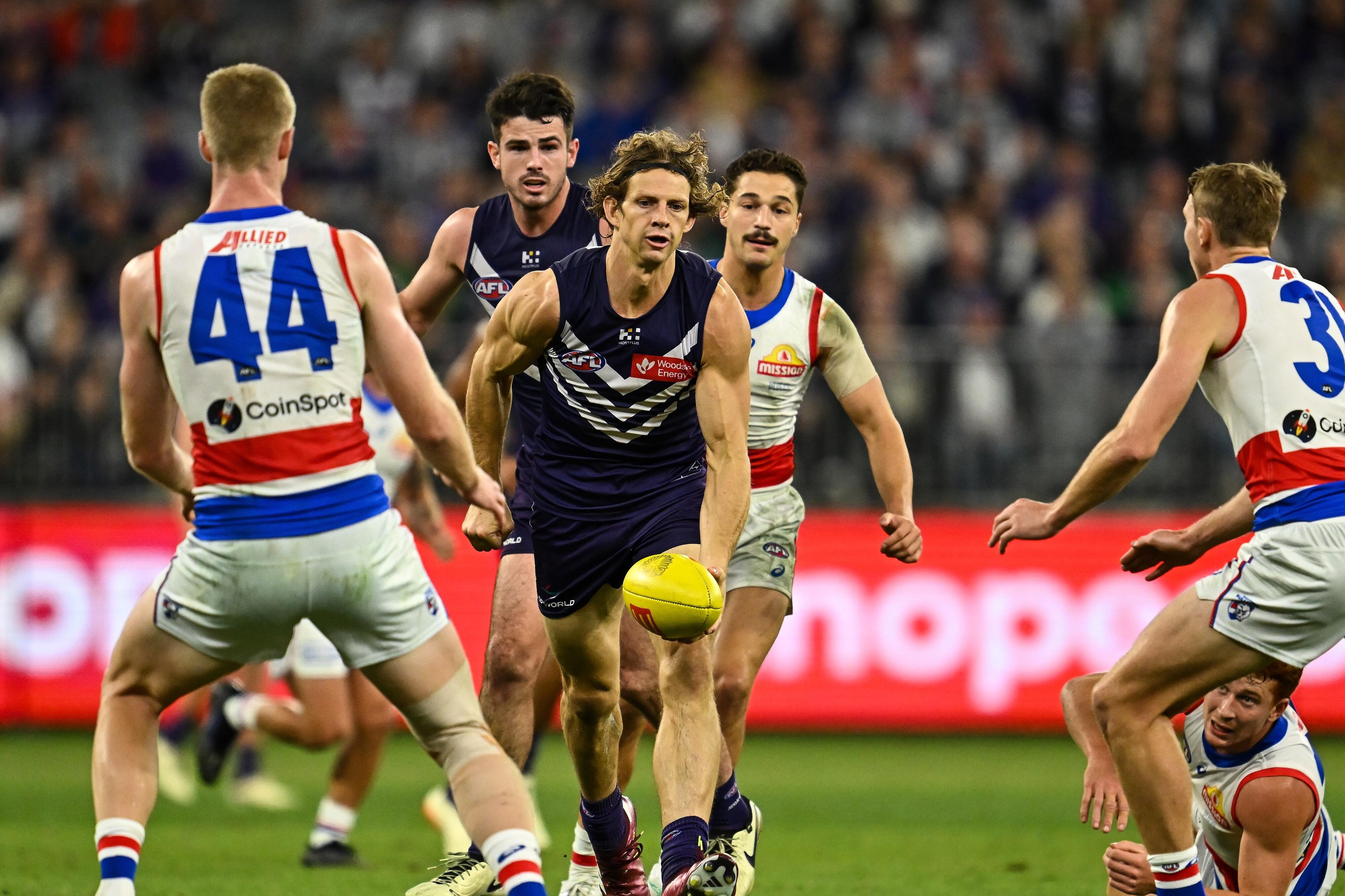 Handball-happy Dockers far from defensive, says Longmuir