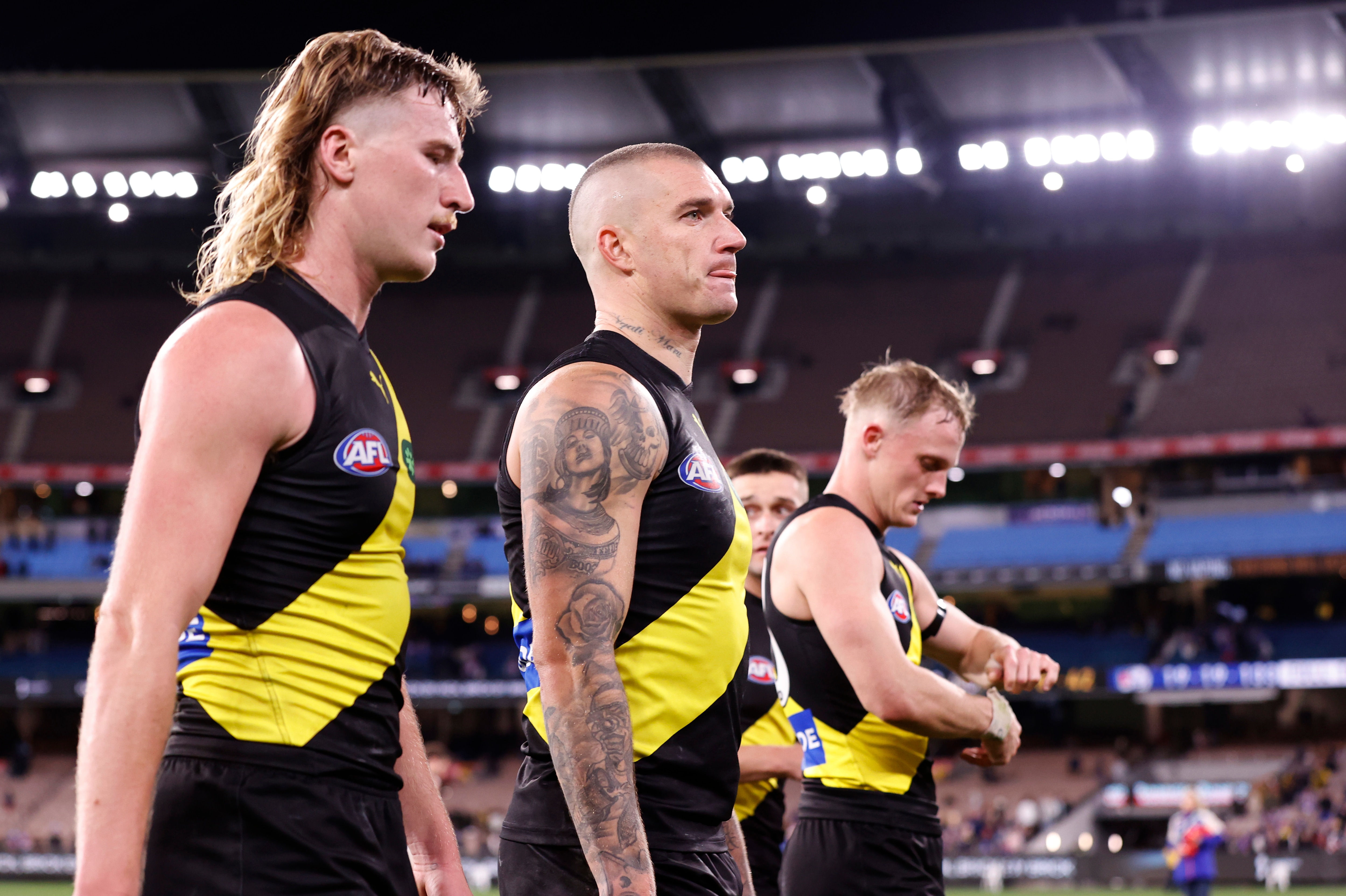 LISTEN: Tiger trouble, a sad retirement, more Ross Lyon-isms