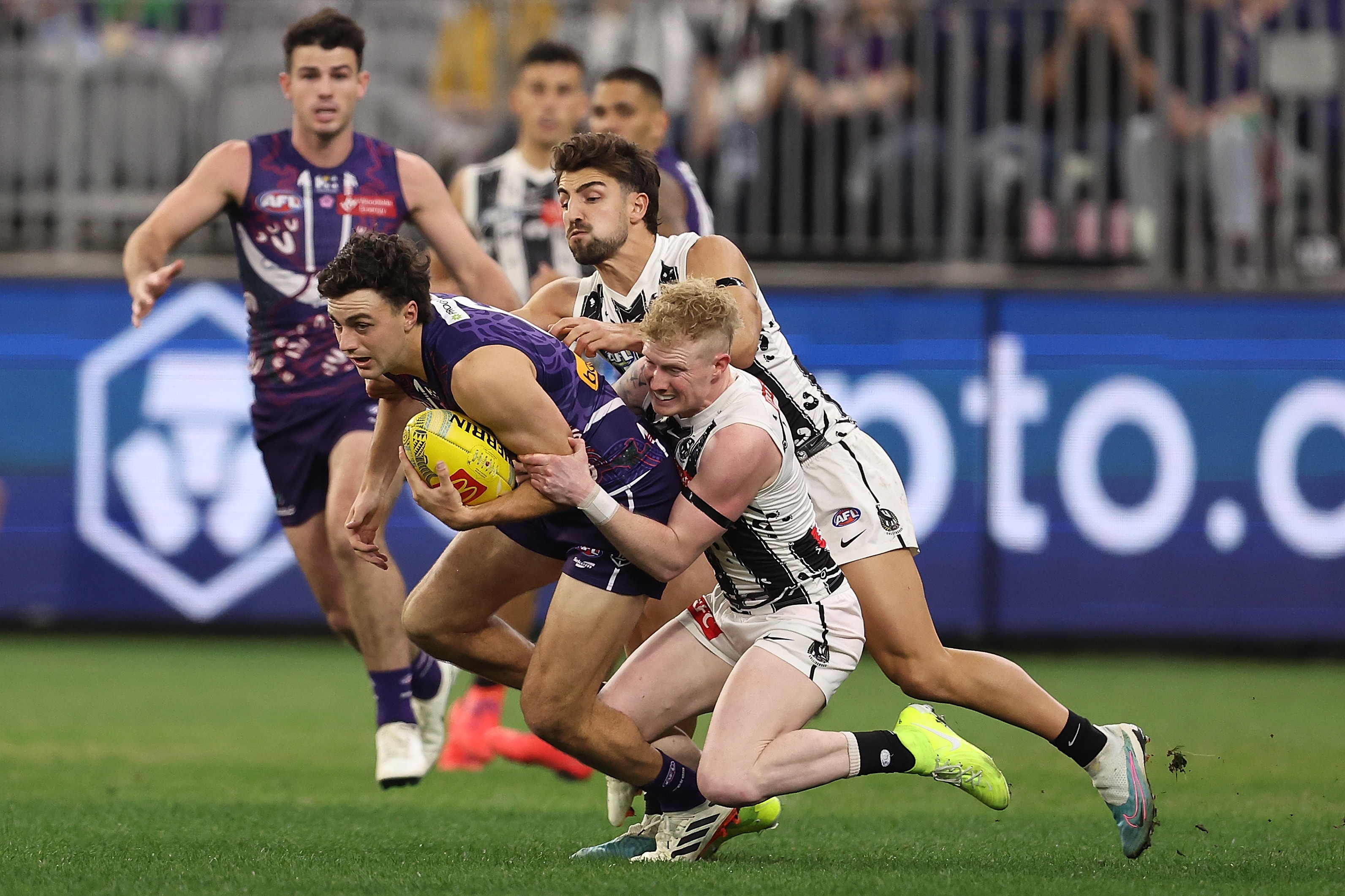 Final teams, subs locked in for Dockers v Pies. LIVE from 6.10pm AWST
