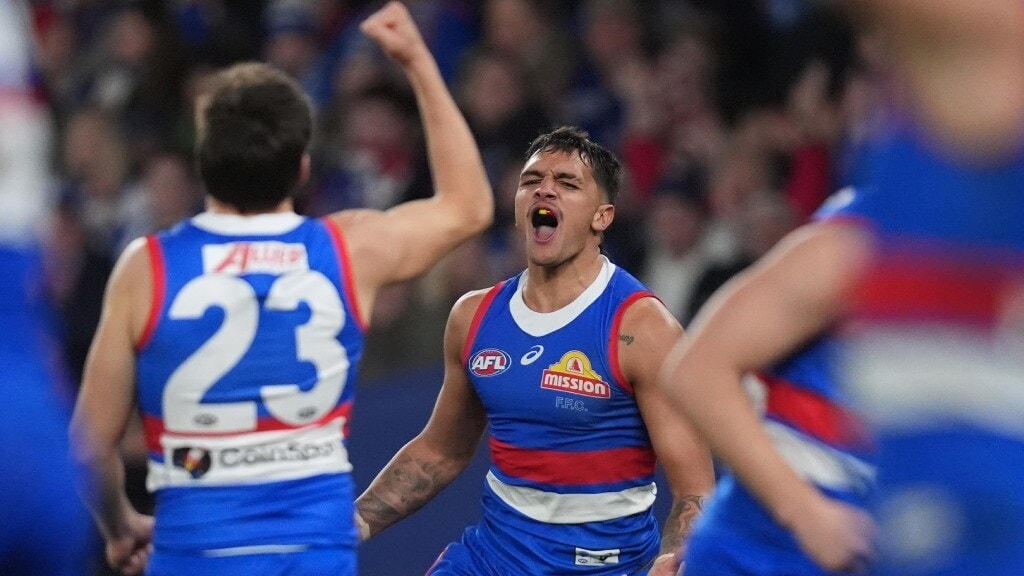 Jamarra has his say after bullocking Richards play