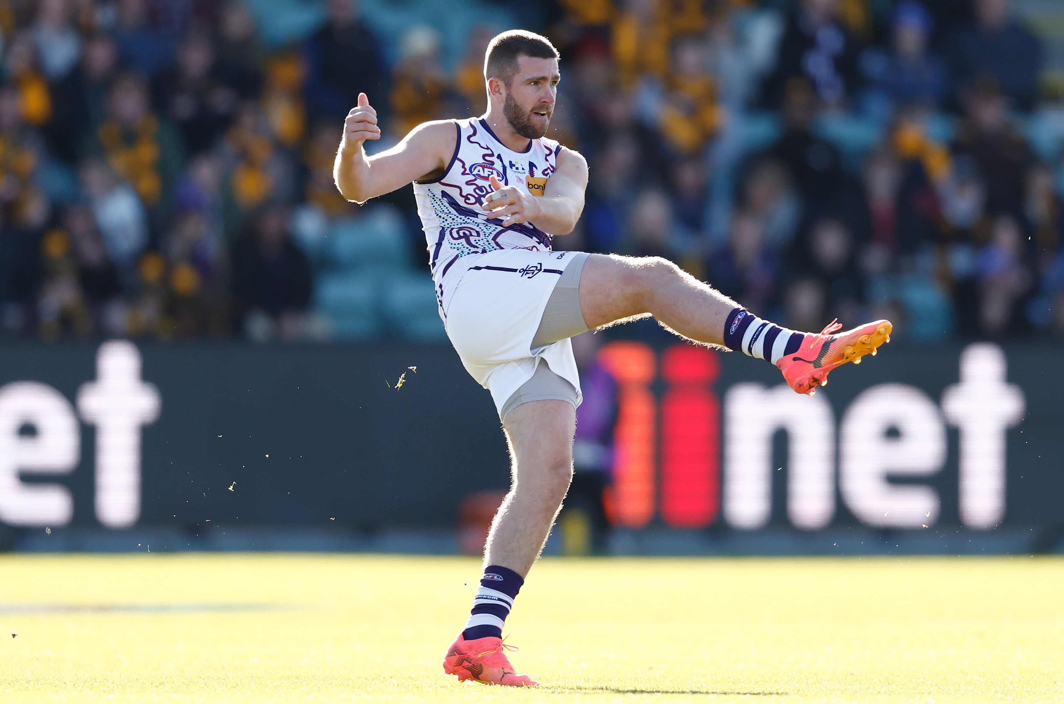 LISTEN: Top trades, captains, tags, news, more