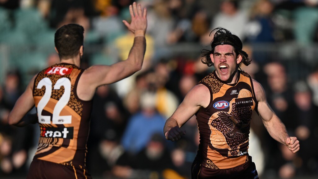 Newcombe nets one after picture-perfect tap