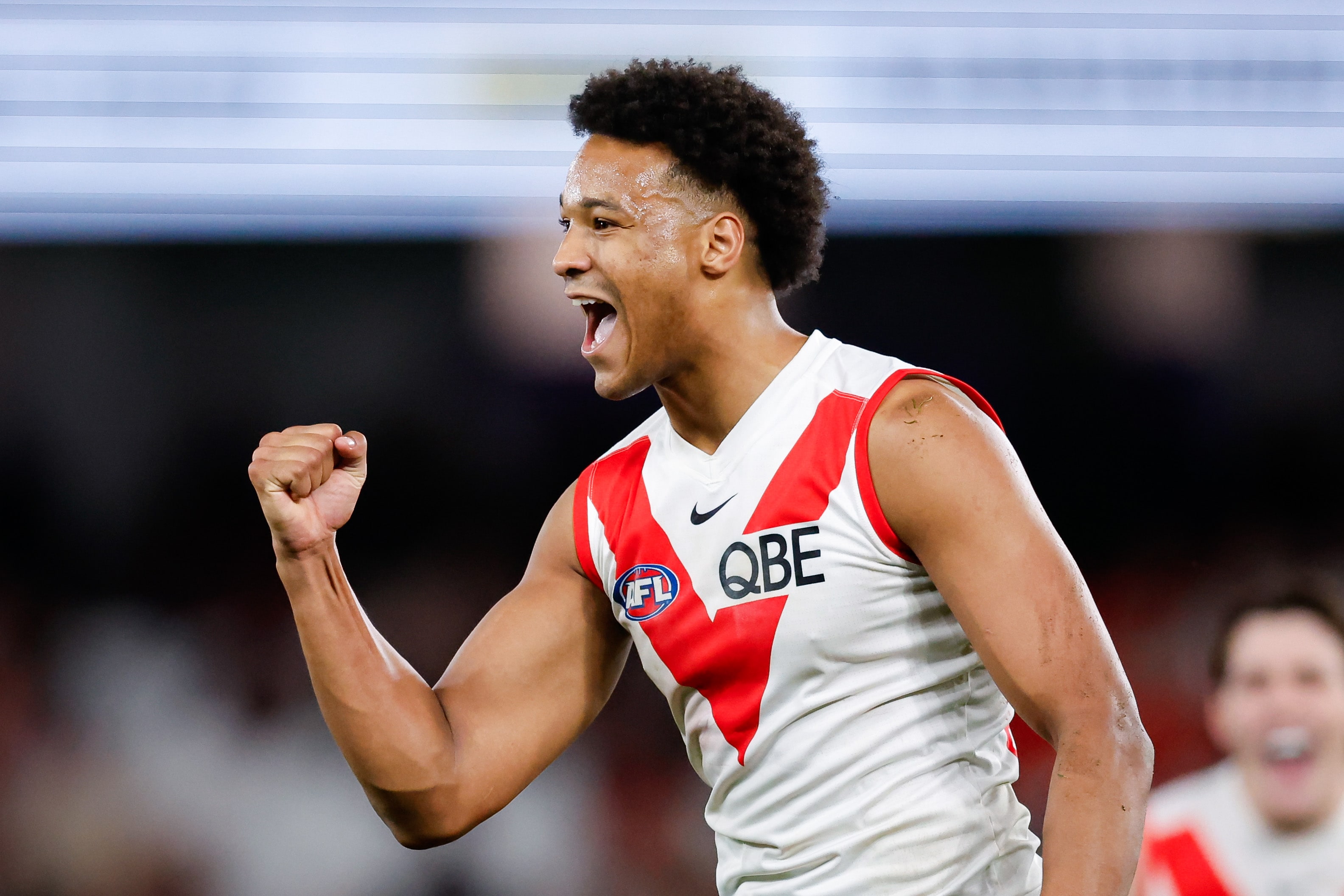 Swans overcome shaky start to all but sew up top spot