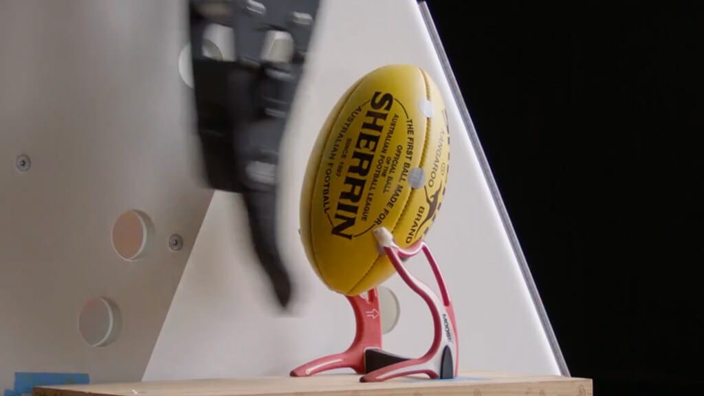 Smart Footy: The high-tech Sherrin behind AFL ball tracking