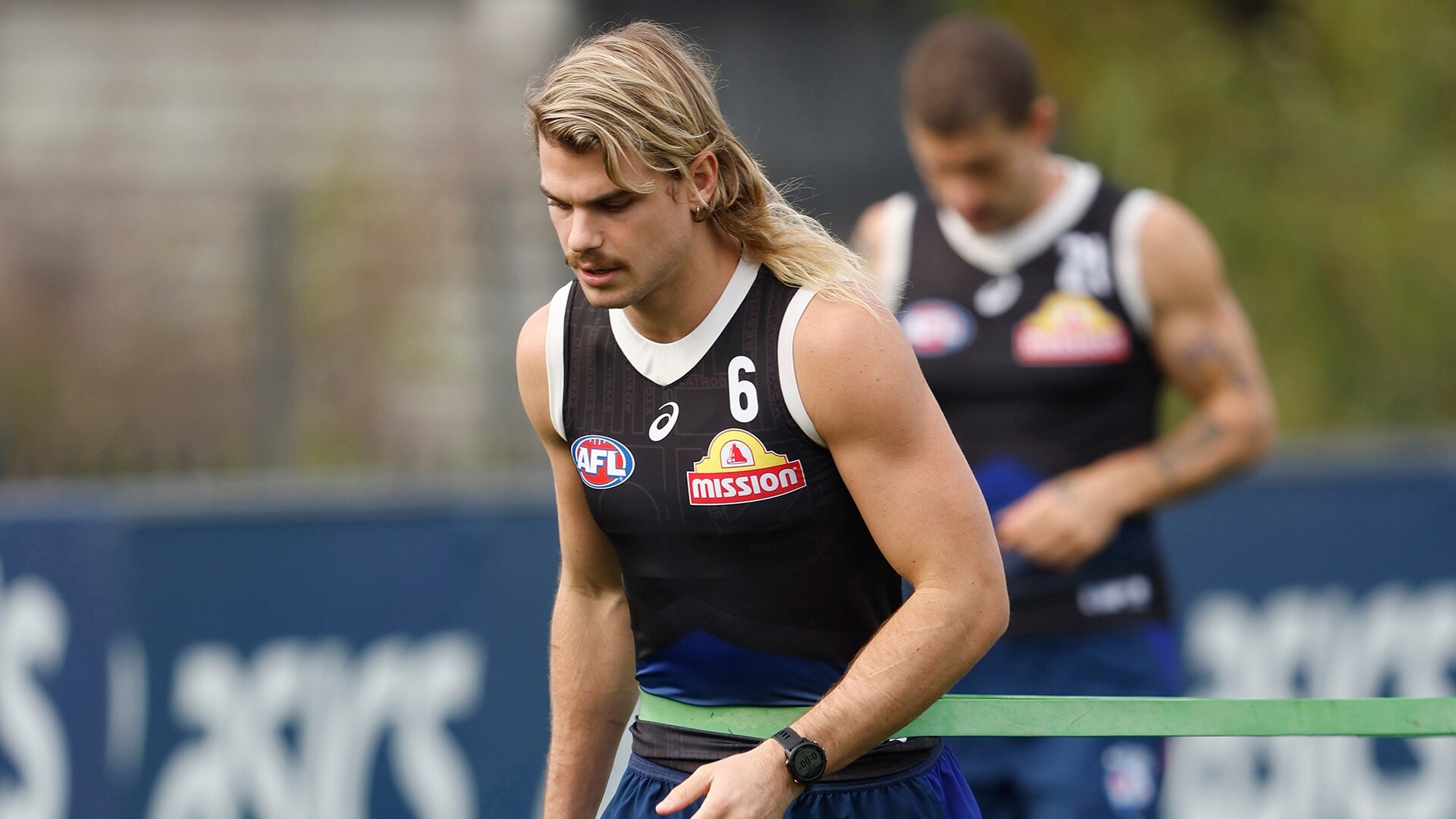 Footy Feed: Bulldogs' Baz call, Ken dismisses history, Hawk's CJ dilemma