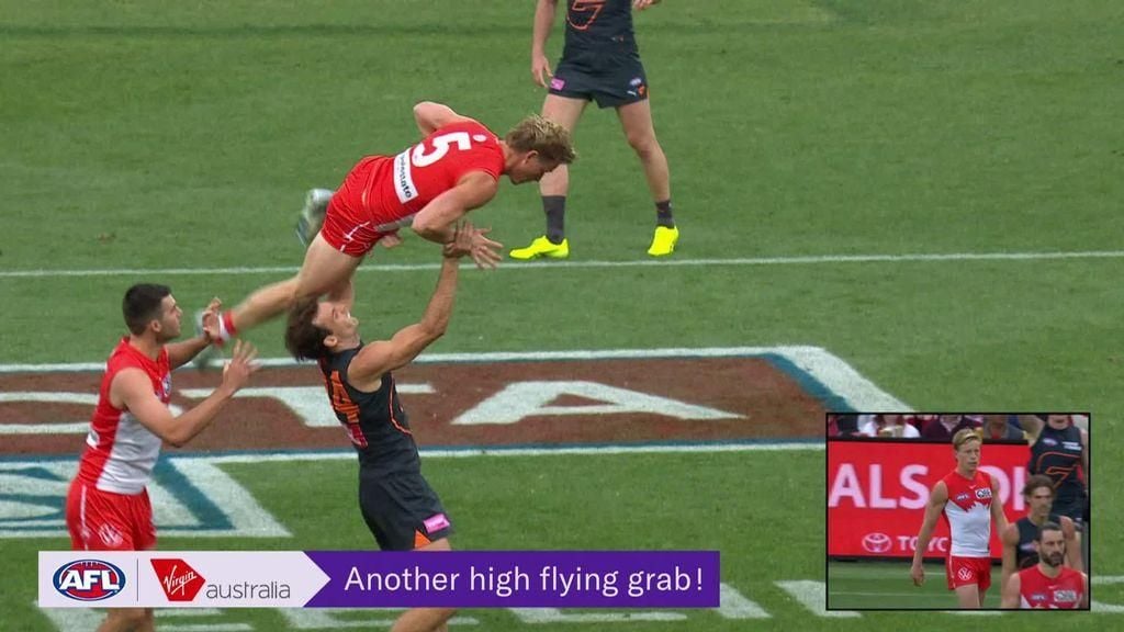 Heeney hangs like never before in incredible speccy