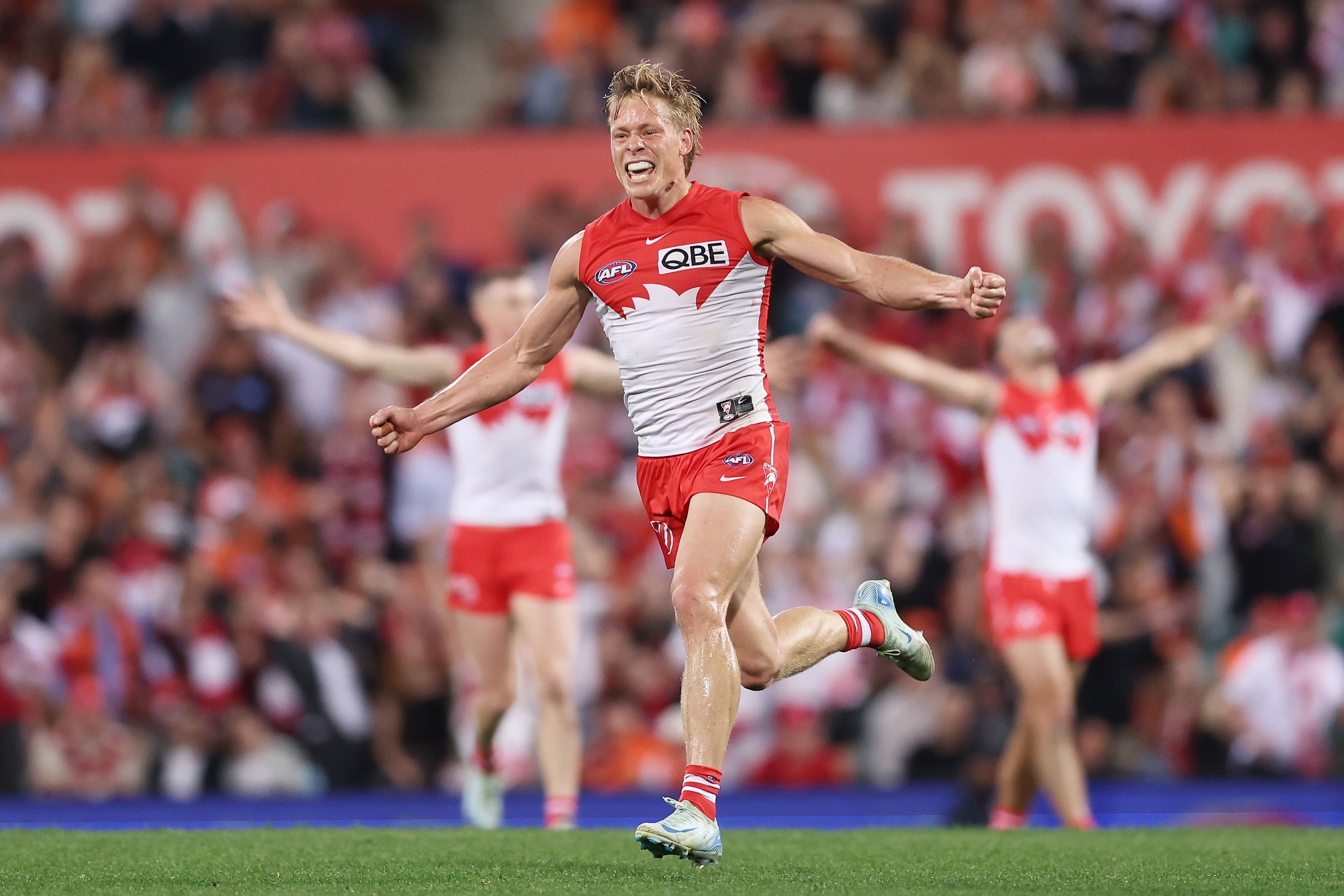 Gary Ayres Award: Swans star among four perfect 10s