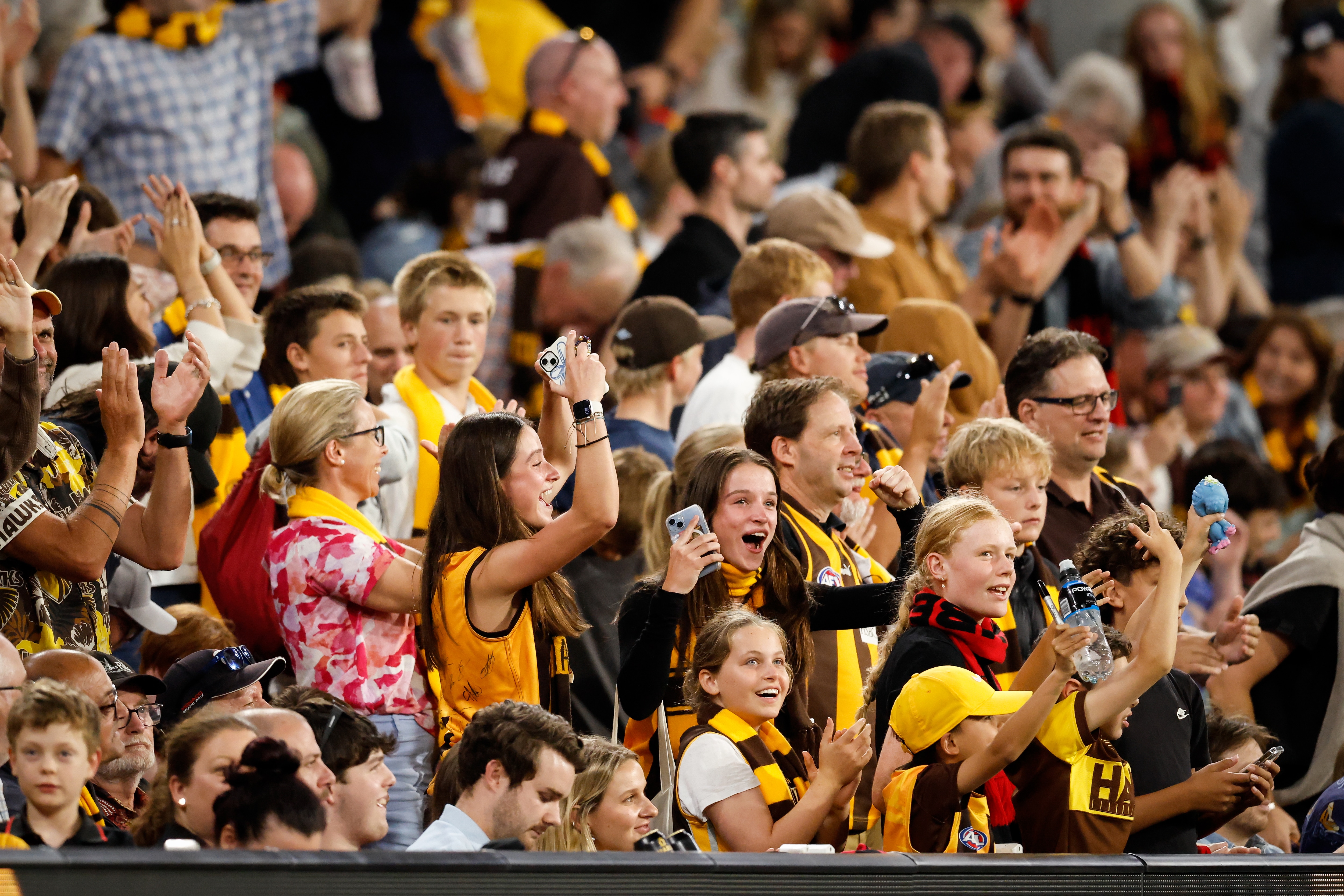 AFL crowd record smashed in round one