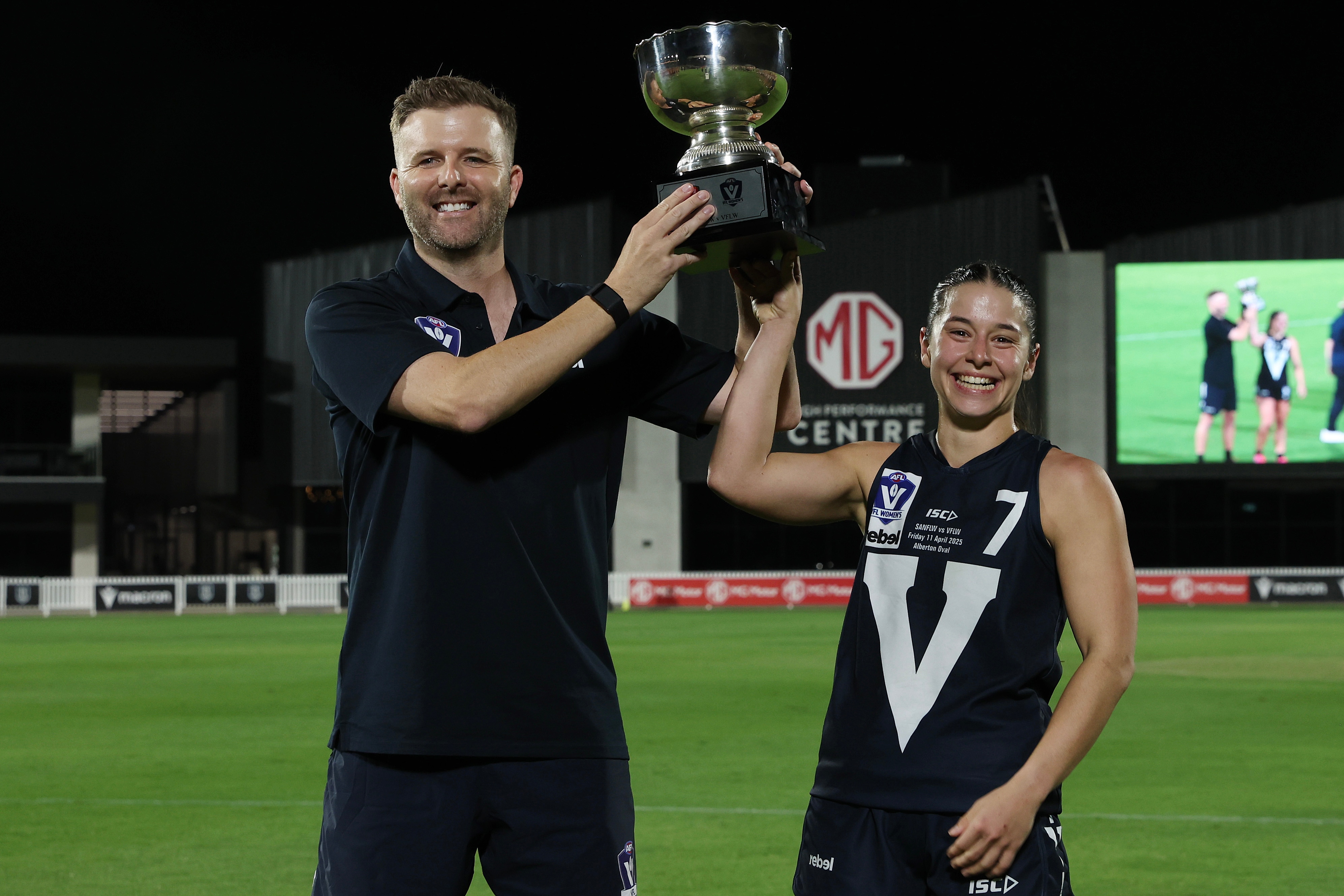 Big V triumphant in inaugural rep clash