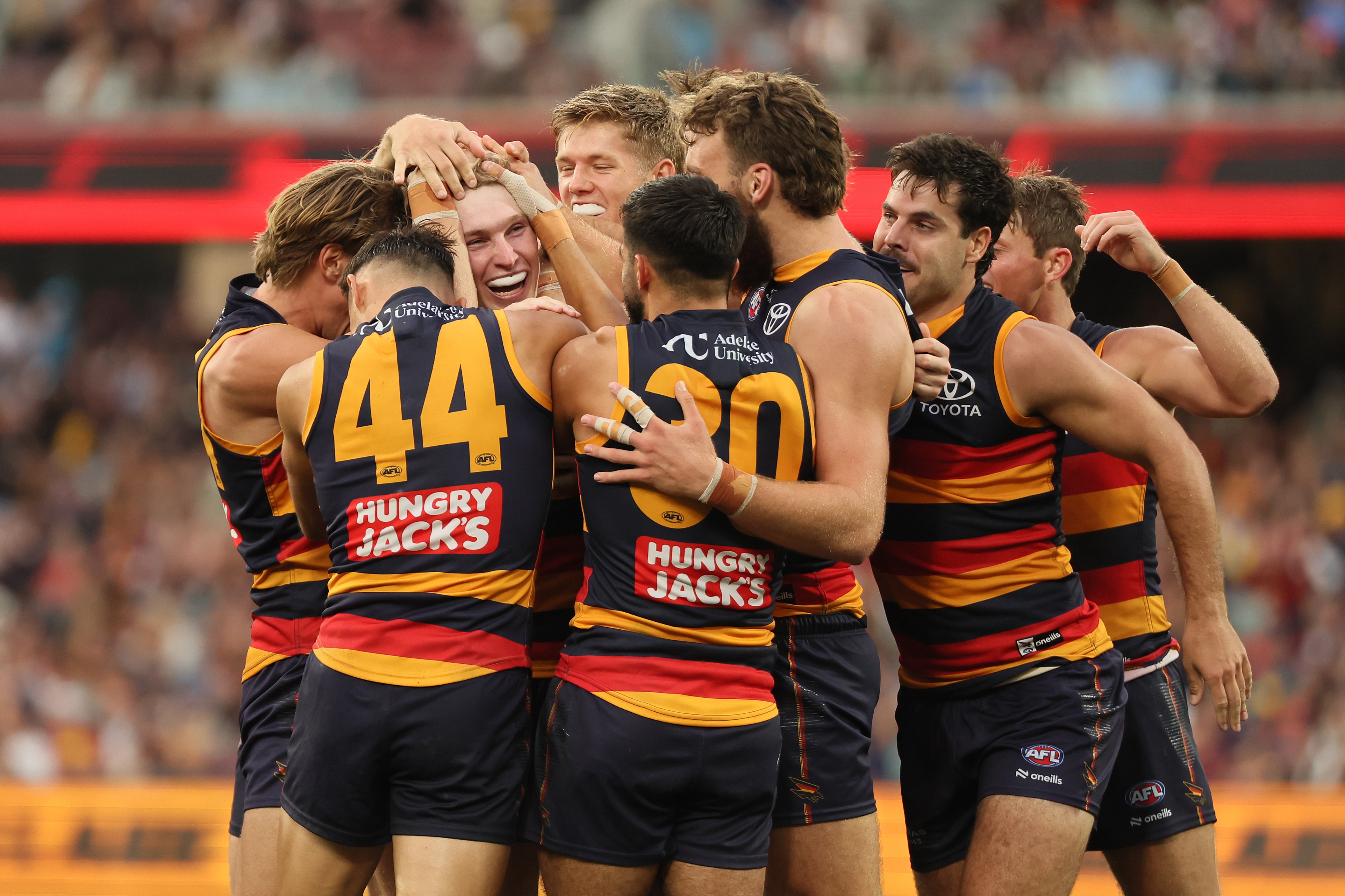 Crows battle past Giants in hard-fought slog