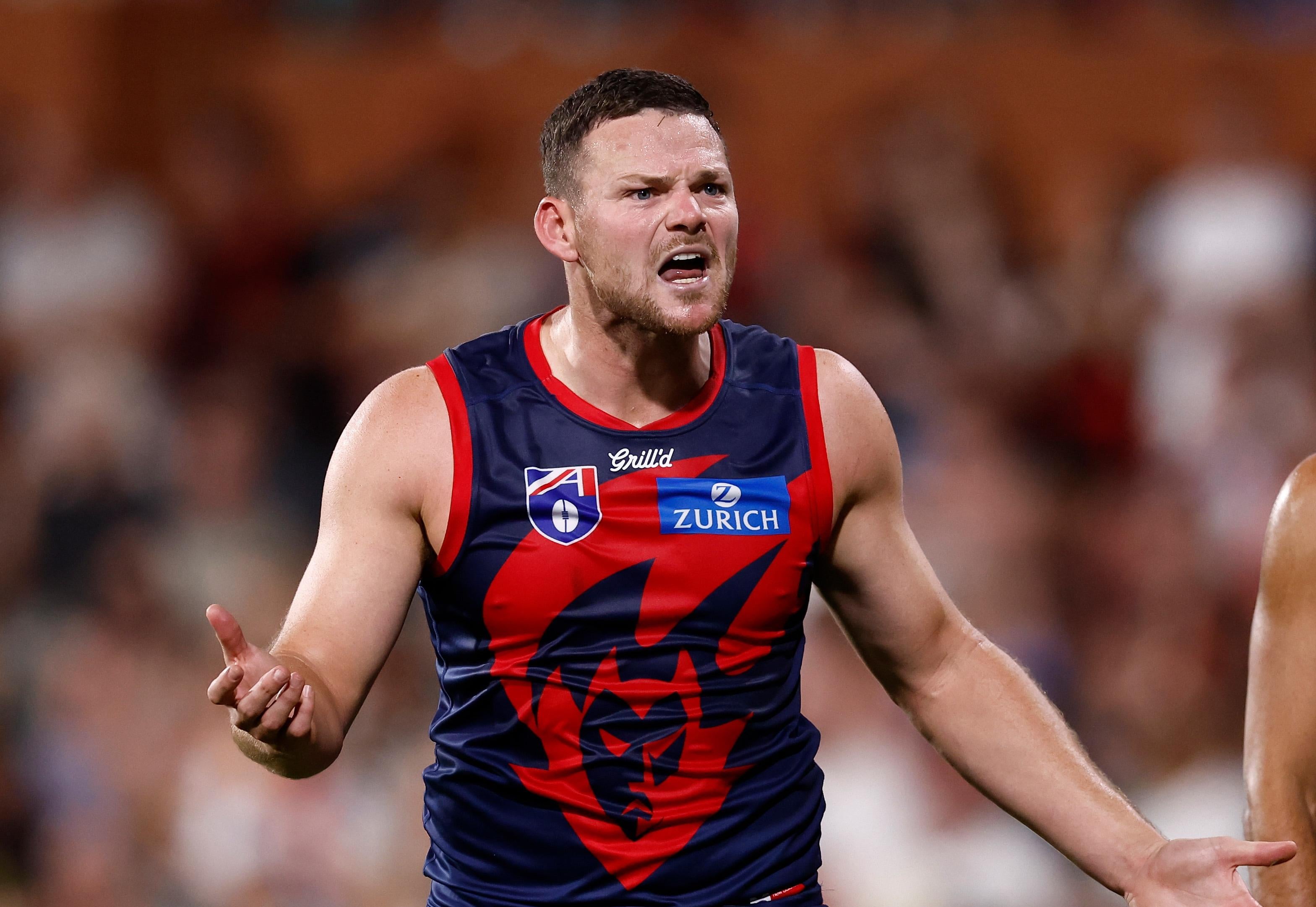 Return of star, young gun to pump up Dee-fence