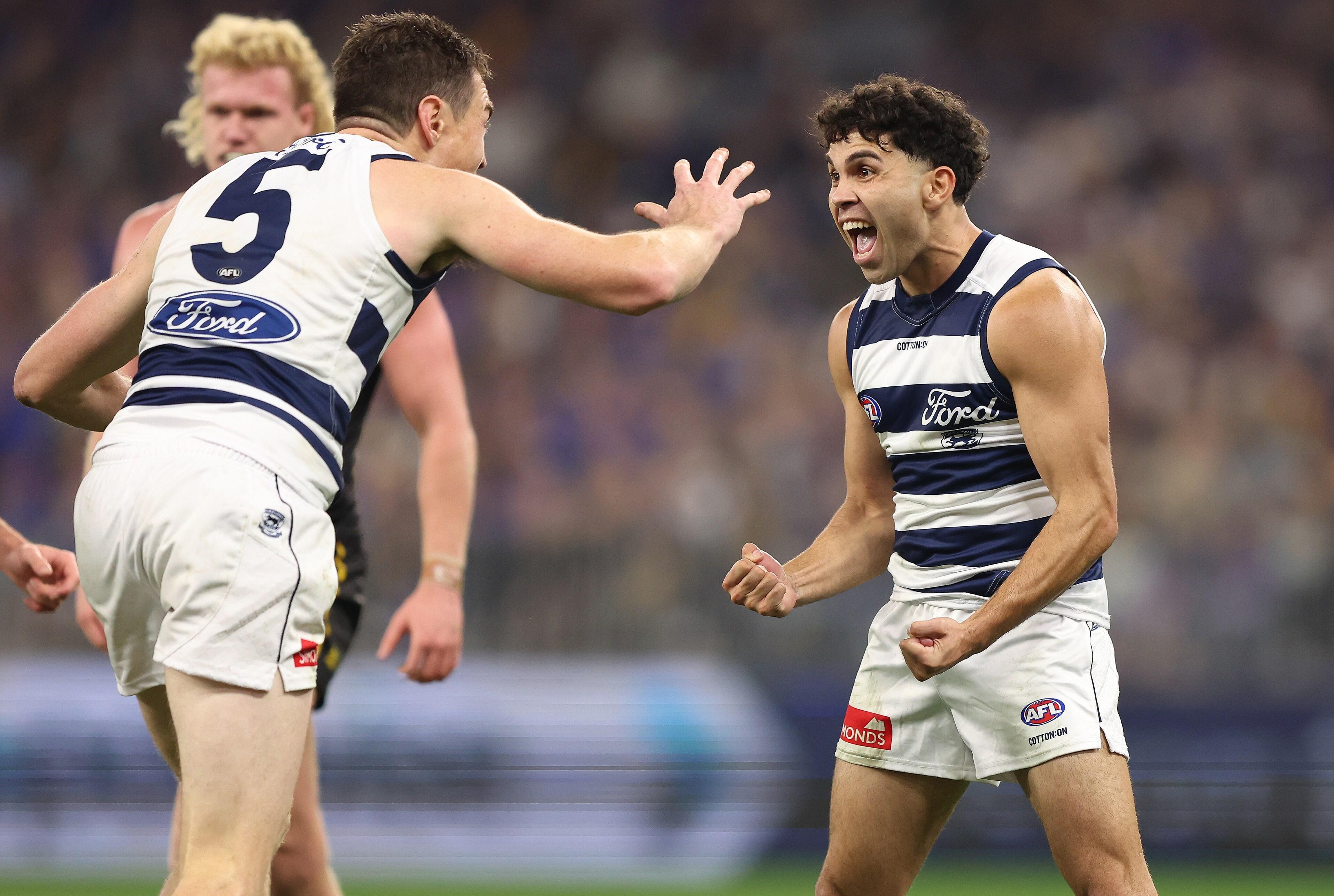 Late blitz from Jezza's Cats puts Eagles' threat to bed