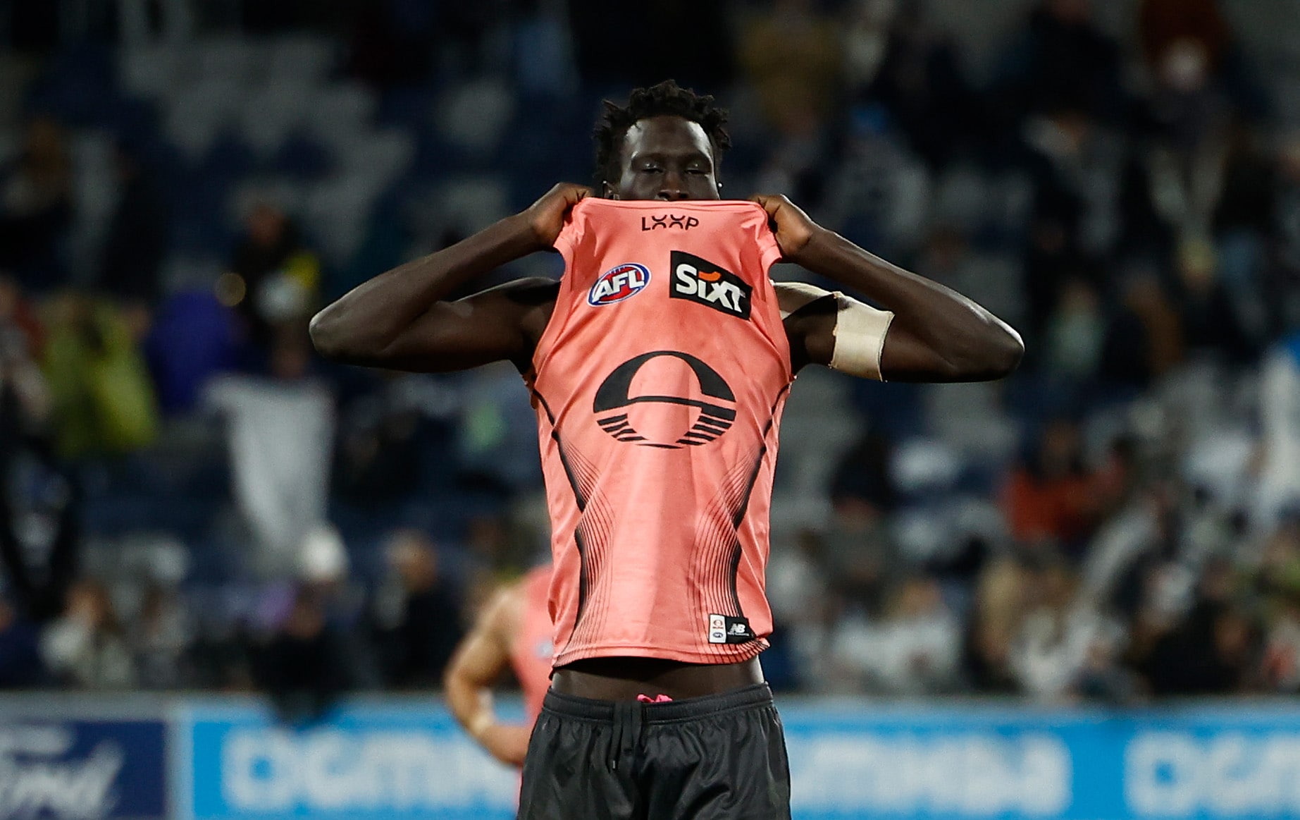 'Brain's been running crazy': Mac backs instinct to face Pies