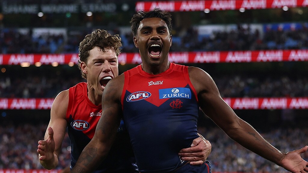 Kozzy's monster deal, Swans boss AFL-bound, Giant in doubt