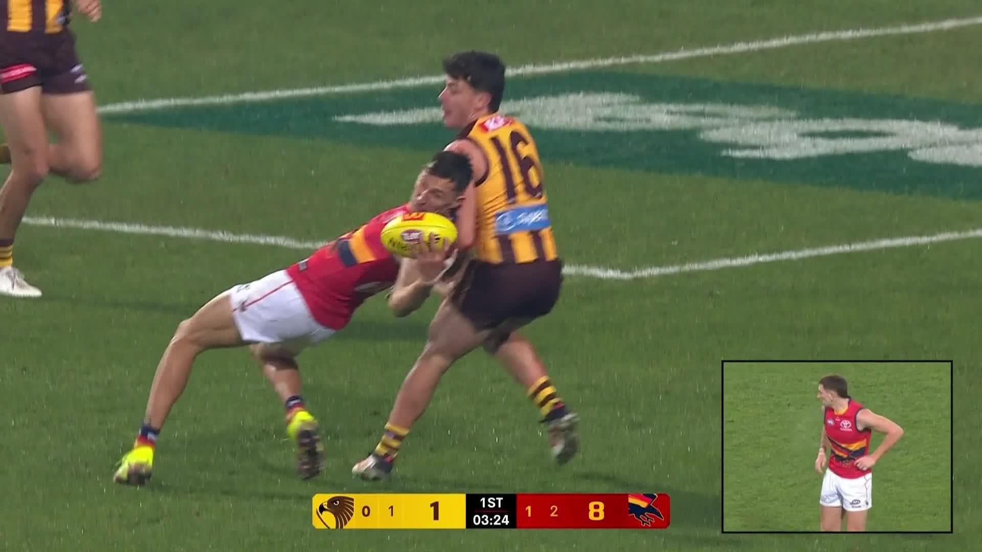 ‘That mark deserves a goal’: Cumming’s cool one-hander