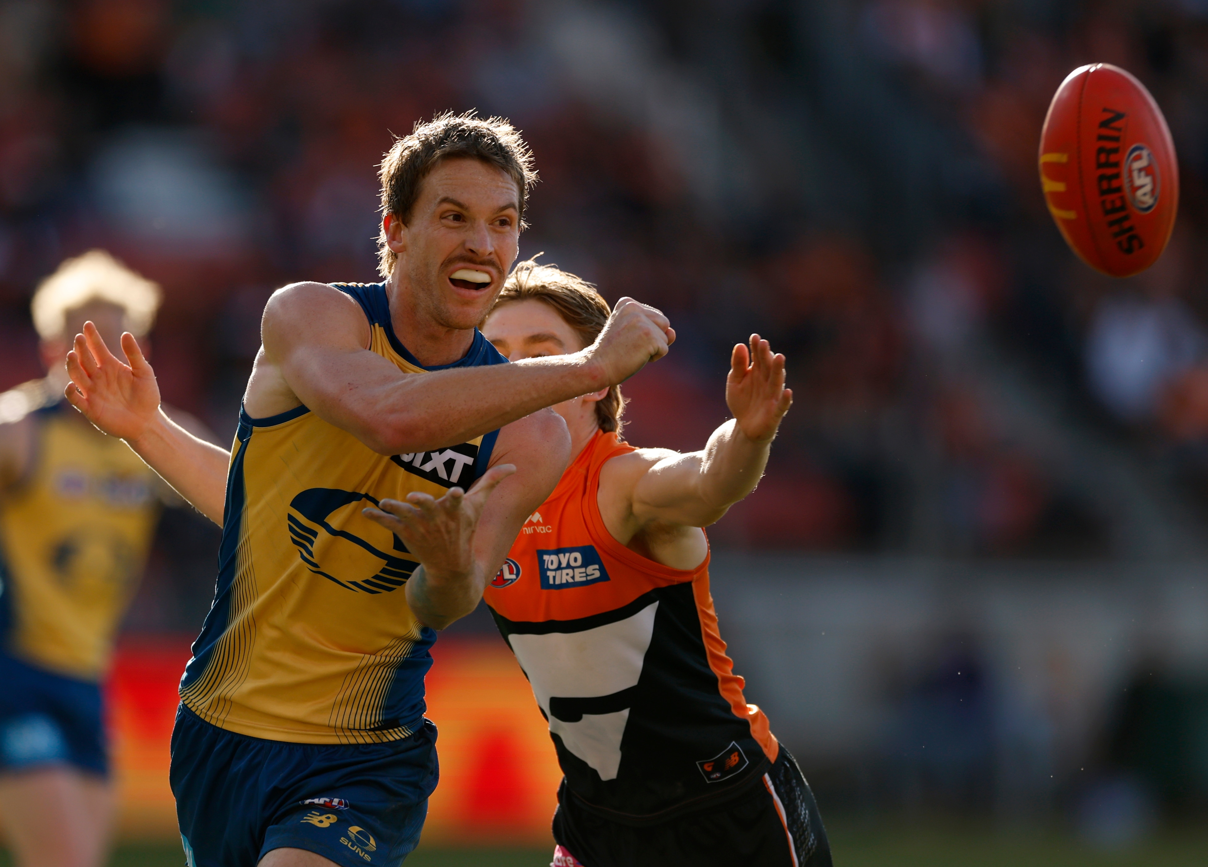 Coaches' votes, R15: Three star mids make a move, four perfect 10s