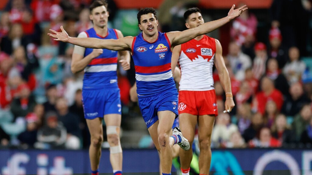 Freijah flicks the switch to explode with three