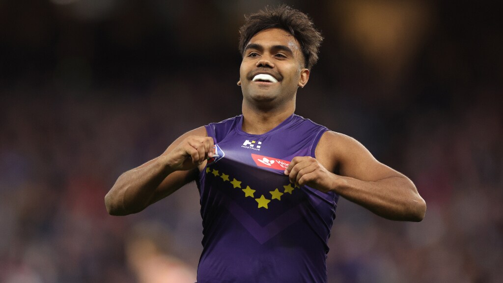 Jackson and Dudley dig deep to will Dockers closer