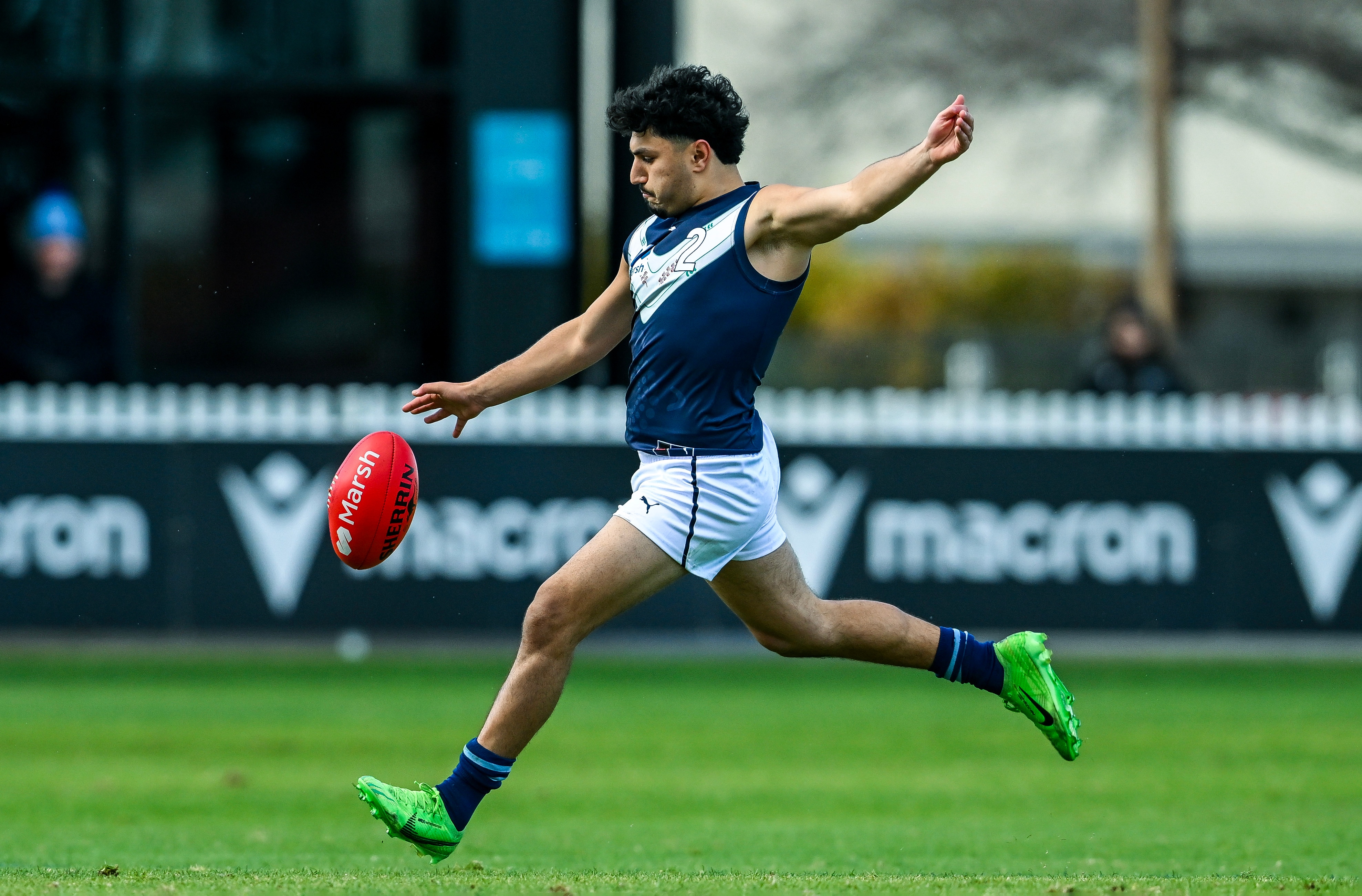 Bella luna leaks a couple of additional weights a little