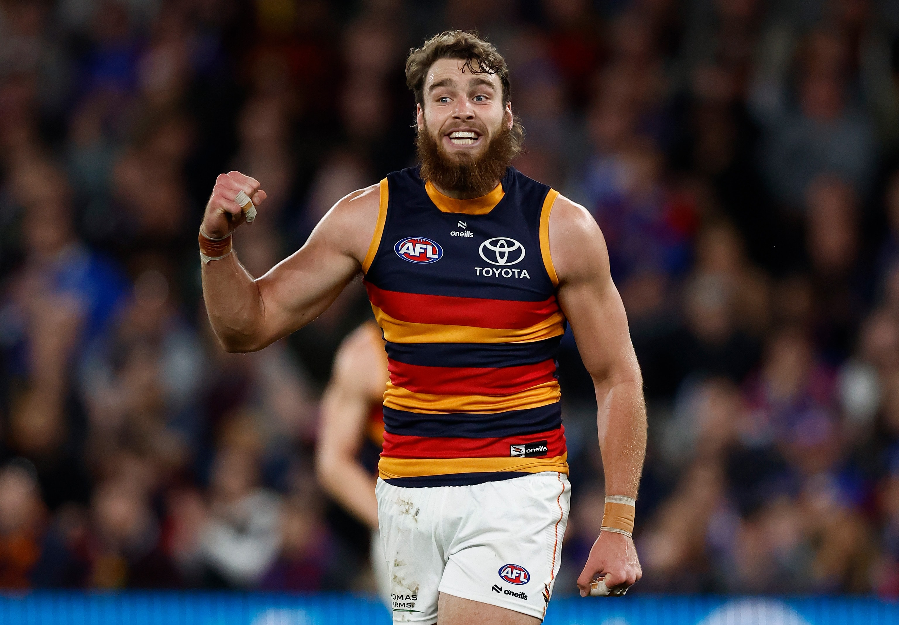 Six-goal Thilthorpe thrills in scintillating Dogs shootout