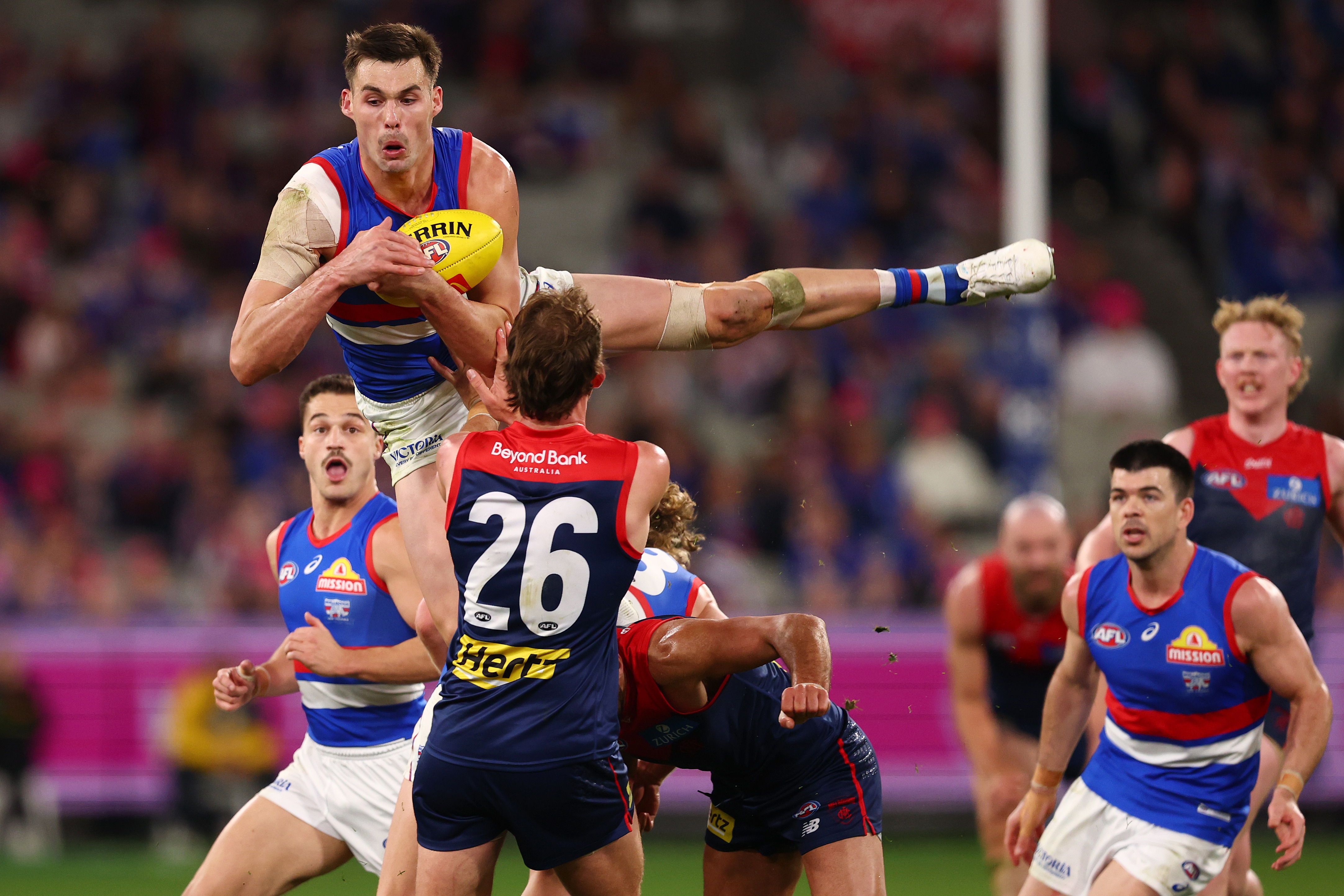 LISTEN: 'Dirty and gritty' Dogs get it done, sore Lions struggle