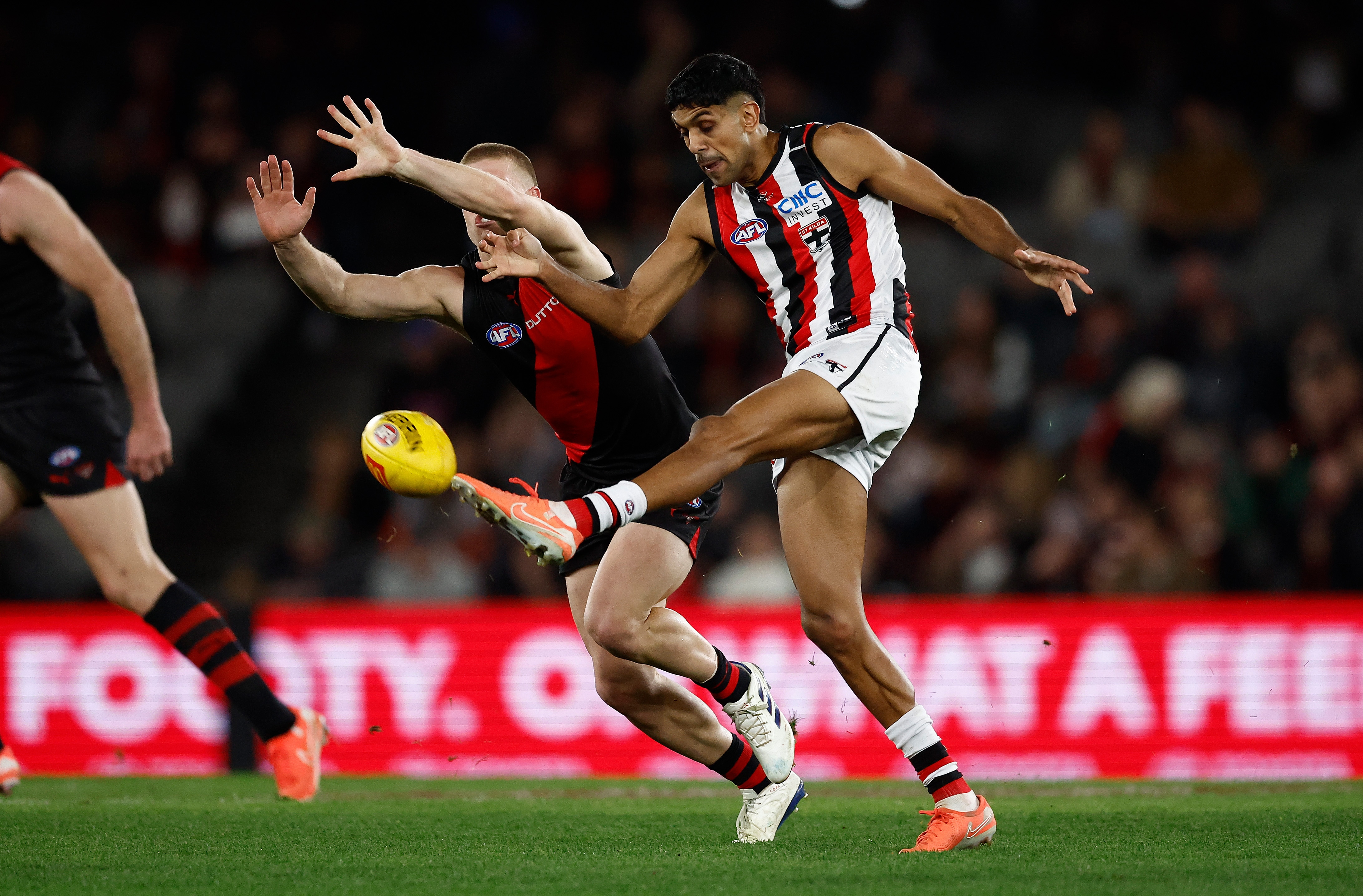 Star Saint praised for 'critical moments', Bombers take 'steps forward'