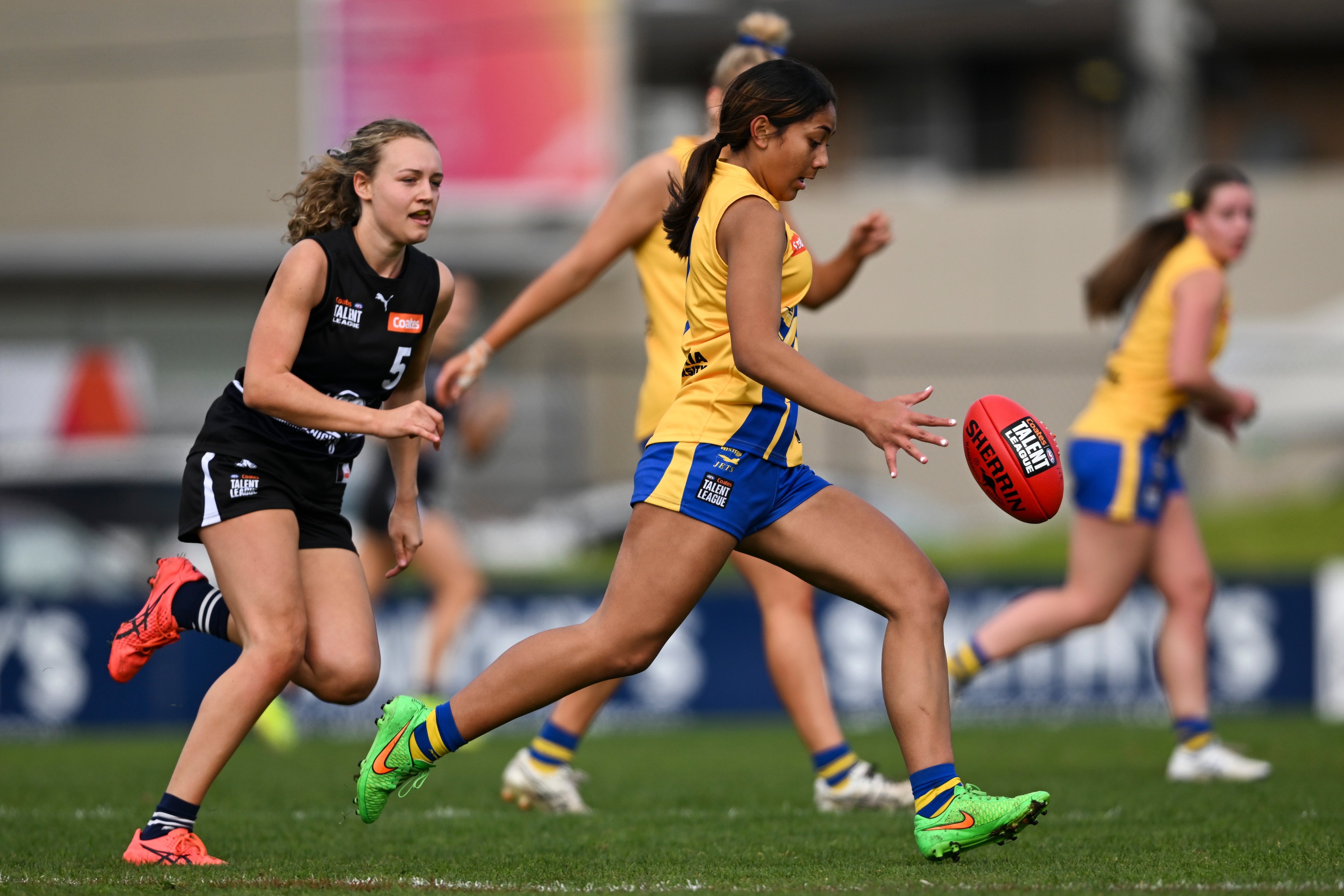 TEAMS: Coates Talent League Girls Round 18