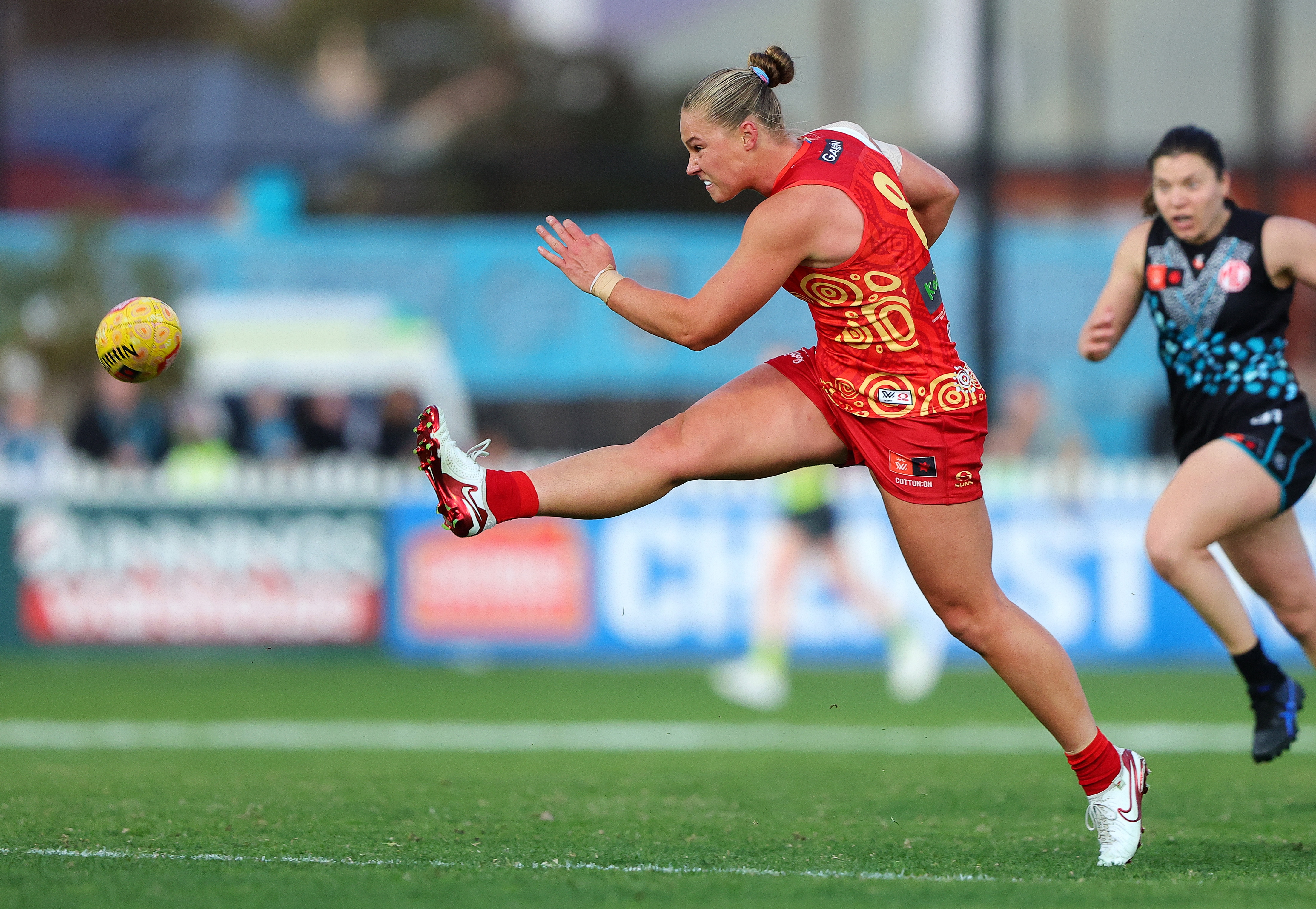 AFLW injury list, R4: Suns gun hurts shoulder, doubt over Tiger, Bomber ...