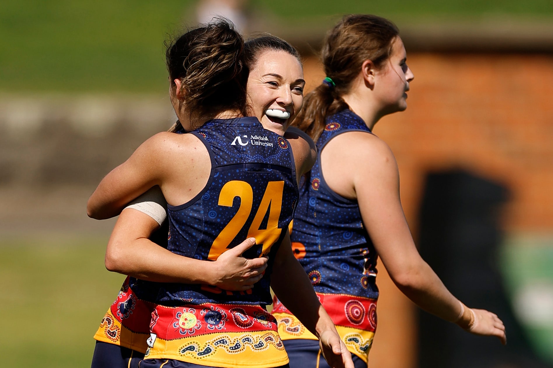 Back to their best: Crows show their class to sink plucky Giants