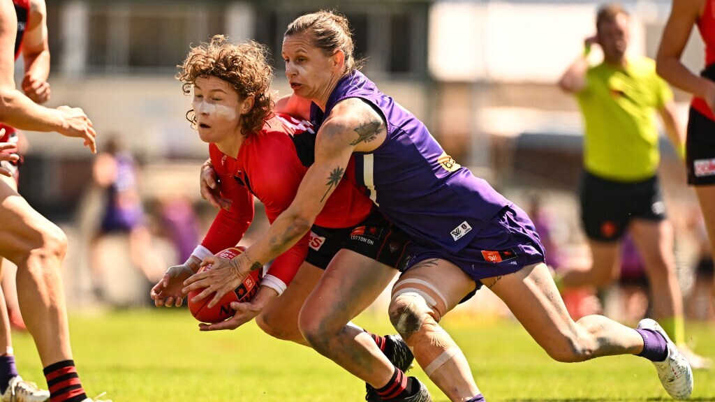 'A machine out there': Brutal Bowers lays 21 tackles in ruthless outing