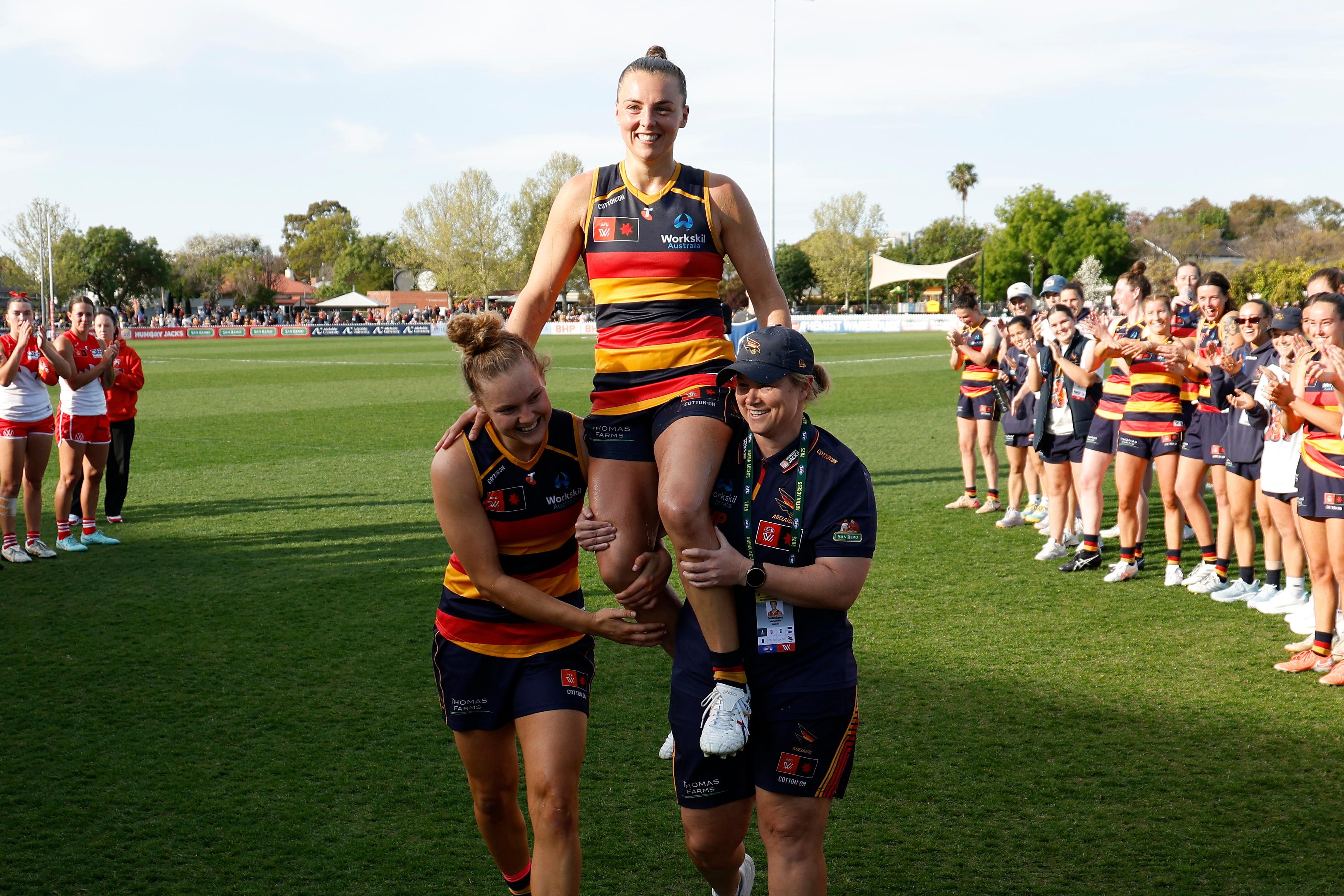 Crows celebrate Marinoff's 100th in style with gritty win